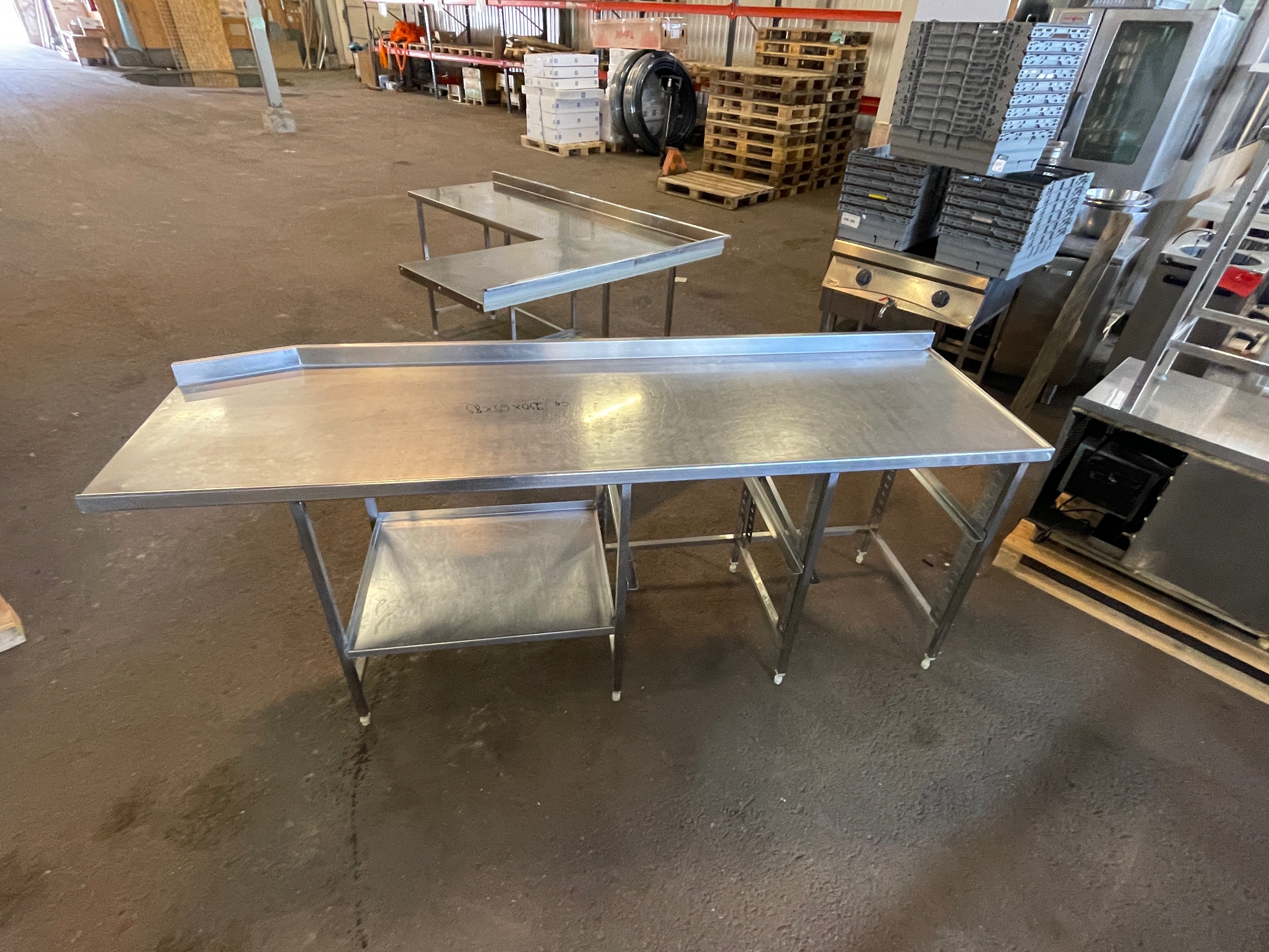 Delivery bench right, approx. 230c65x90cm - PS Auction - We value the ...