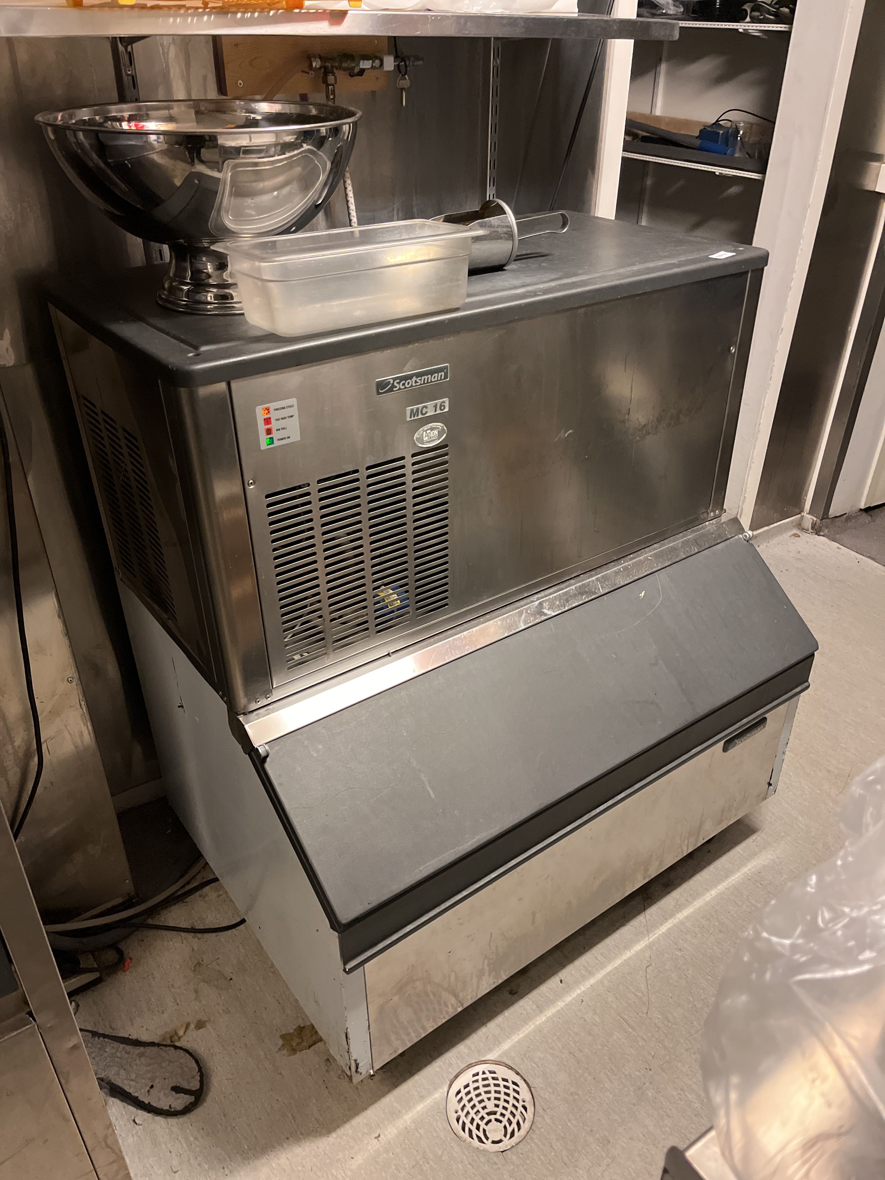 Ismaskin Scotsman MC16 WS 400/50/3N - Auktioner online - Nätauktioner ...