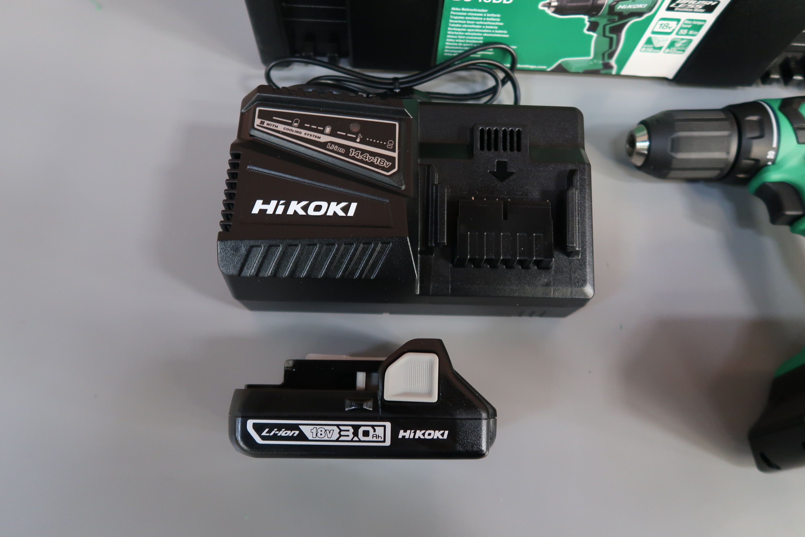 Drilling machine HiKOKI DS18DD with 2 x 3.0ah batteries and charger ...