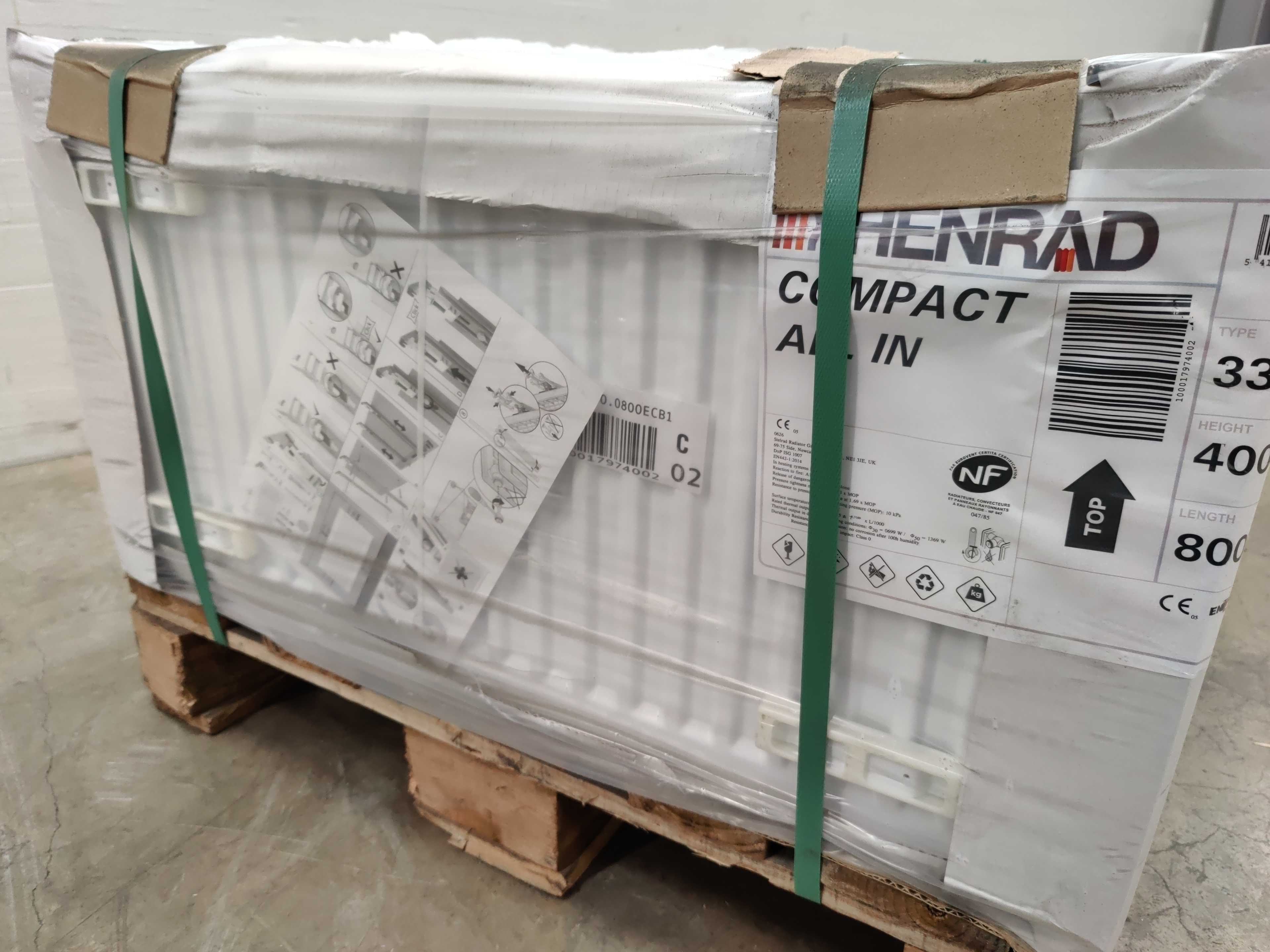 7 st Radiatorer Henrad Compact All In 33 400x800 mm - Auktioner online ...