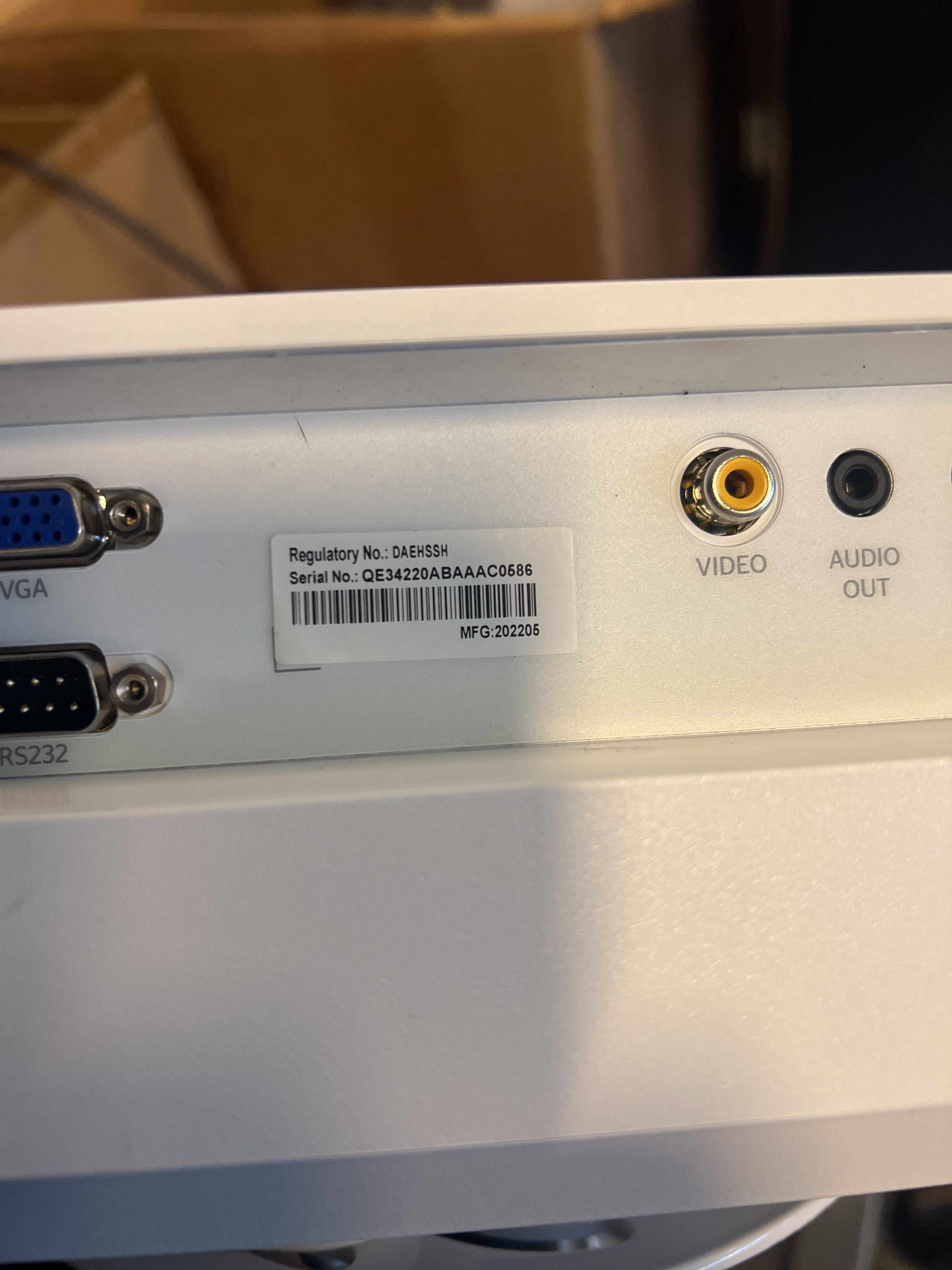 Projector & screen & sound system - PS Auction - We value the future ...