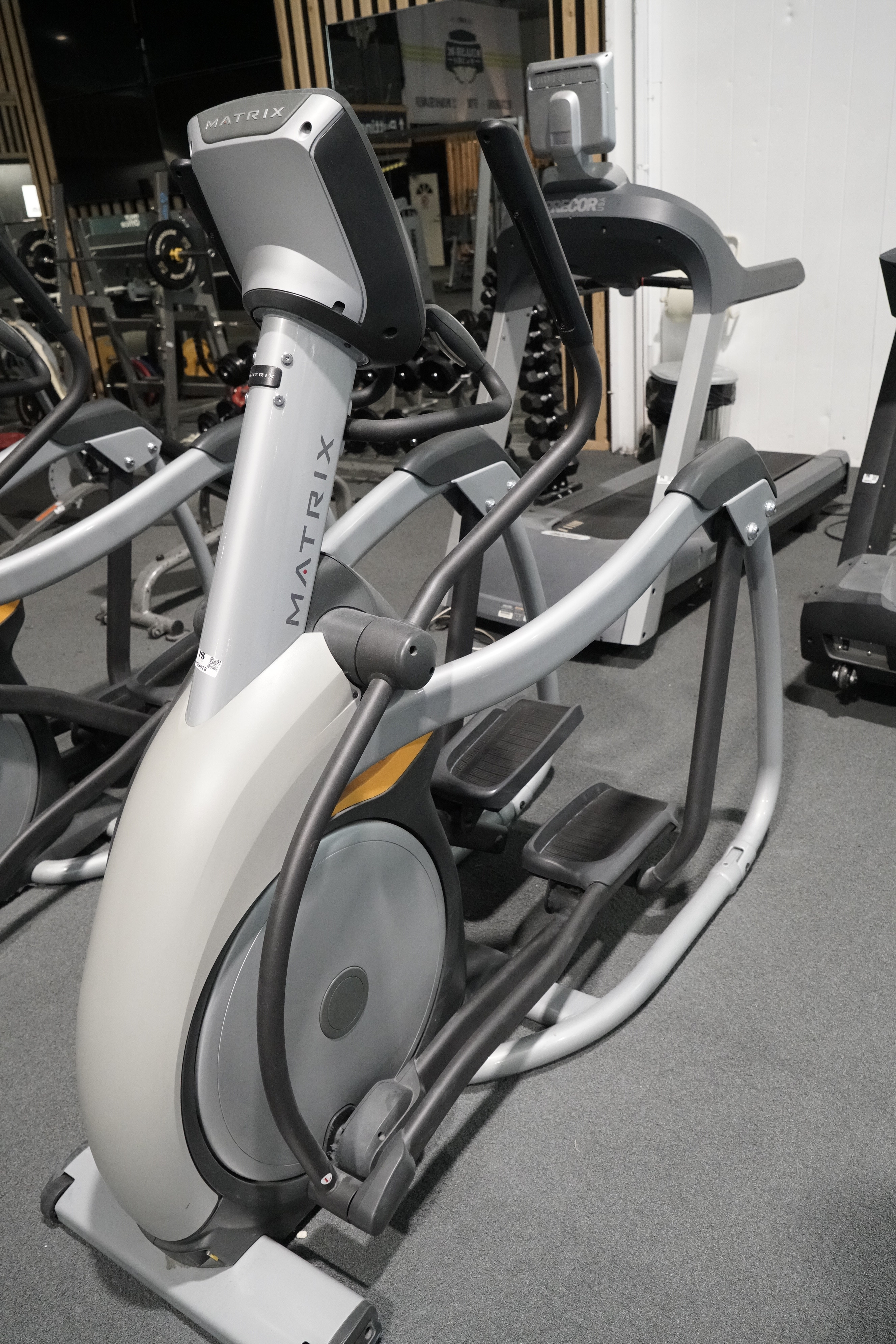 Cross trainer Matrix E7x - PS Auction - We value the future - Largest ...