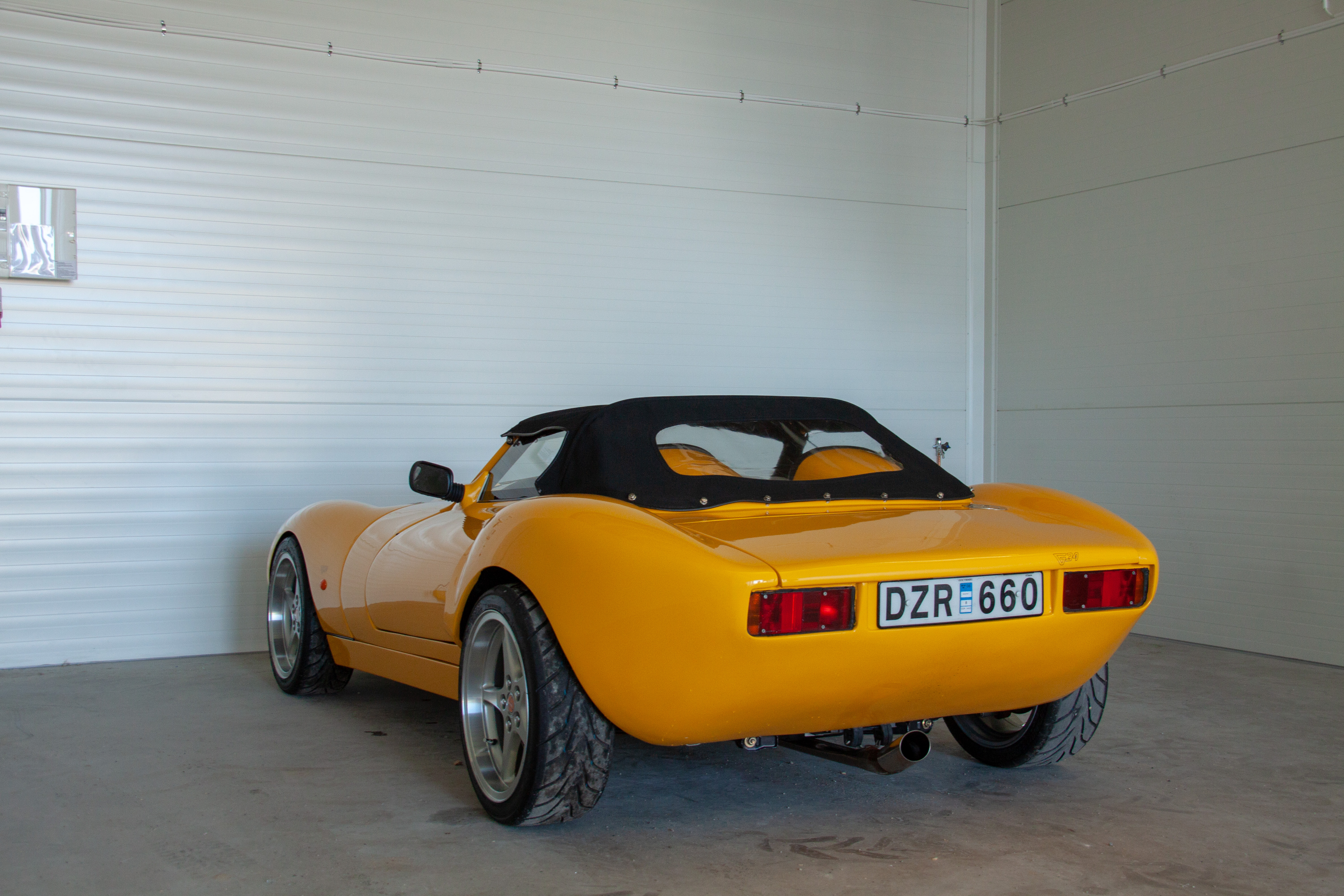 Ginetta G34 R -97 (Car 10 of 21) - PS Auction - We value the future ...