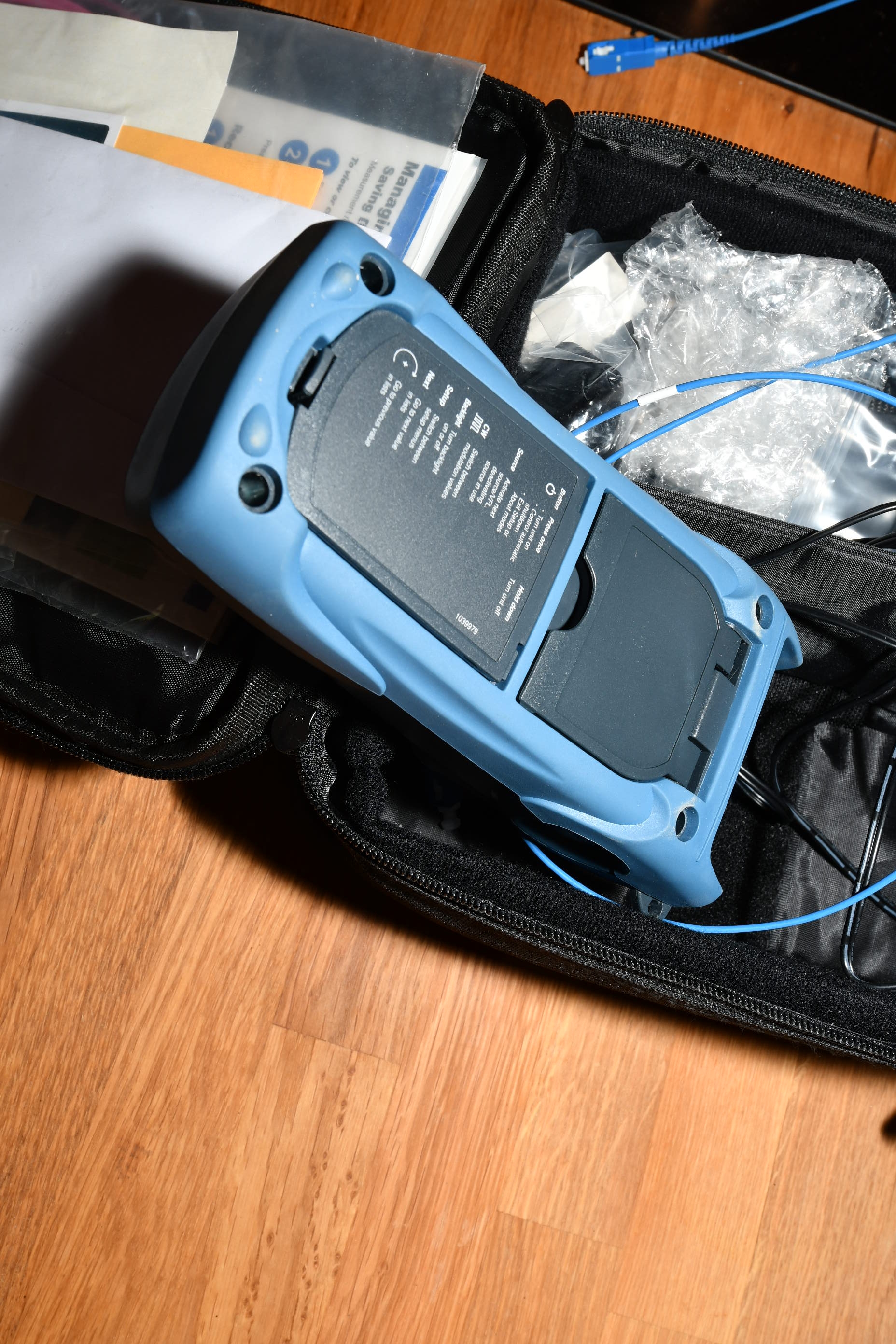 EXFO FLS-600 - Fiber light source - PS Auction - We value the future ...