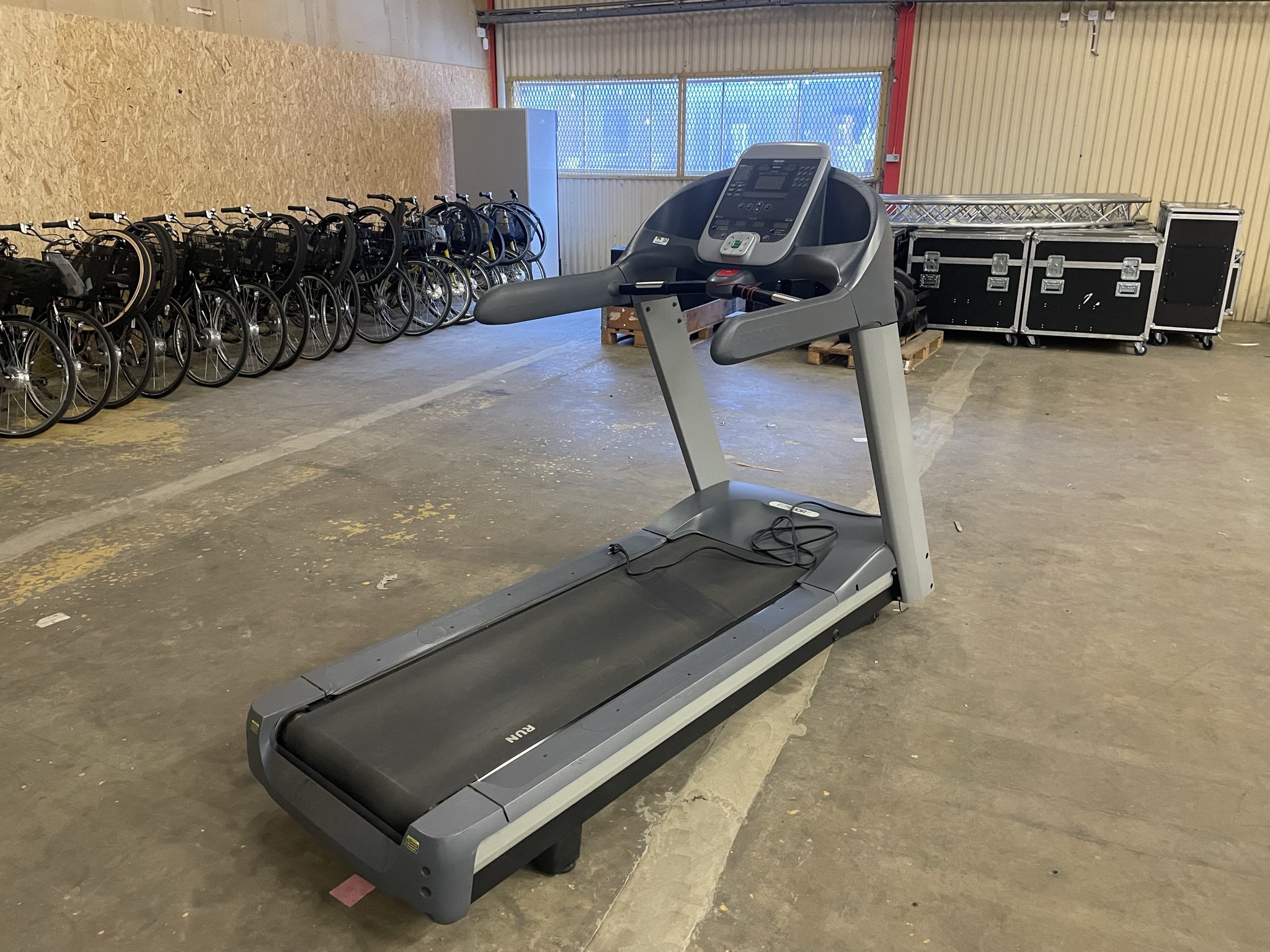 Löpband Precor C956I - Auktioner online - Nätauktioner ...
