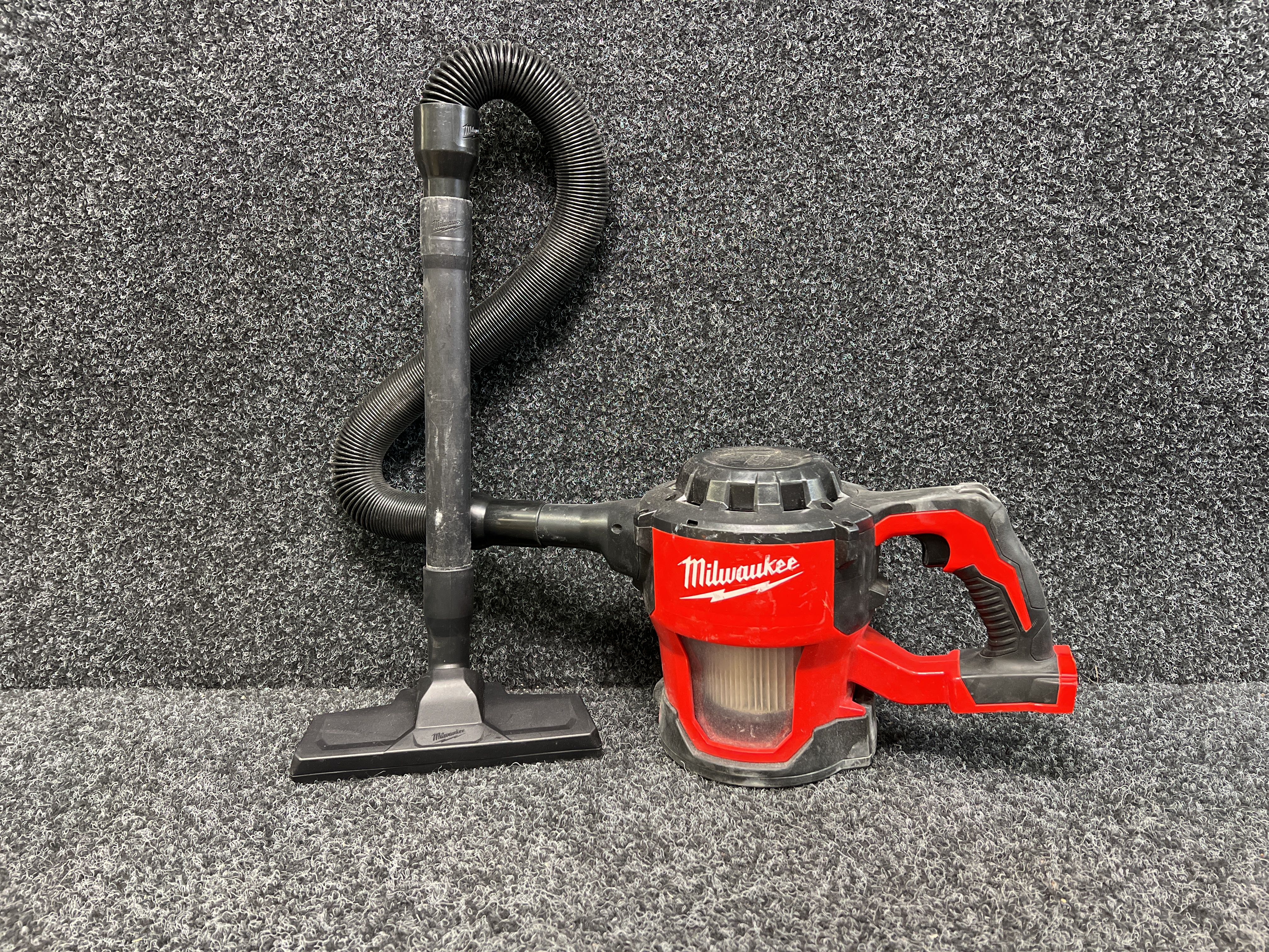 Handdammsugare Milwaukee M18 CV - Auktioner online - Nätauktioner ...