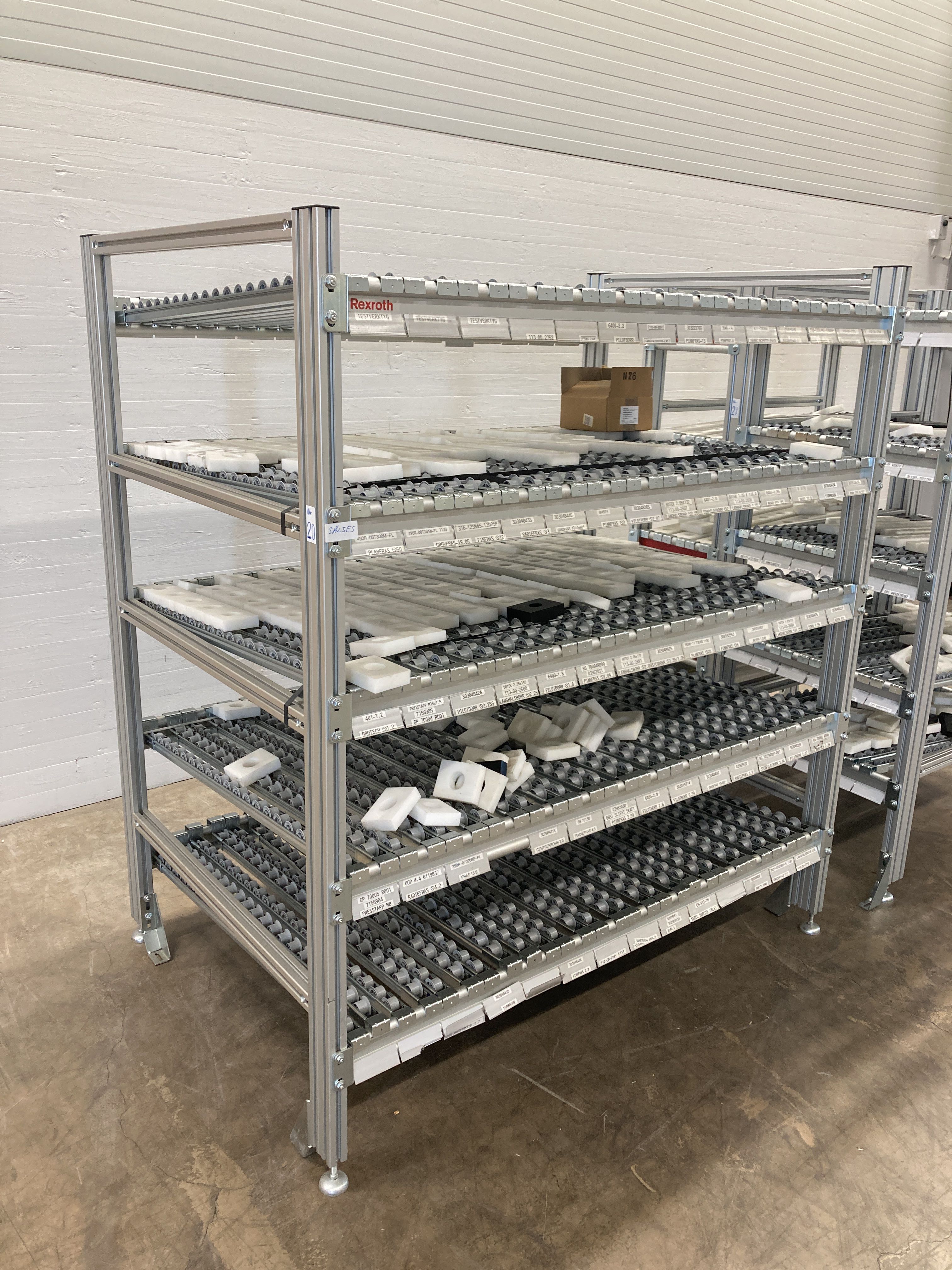 2 pick racks with roller rails - PS Auction - We value the future ...