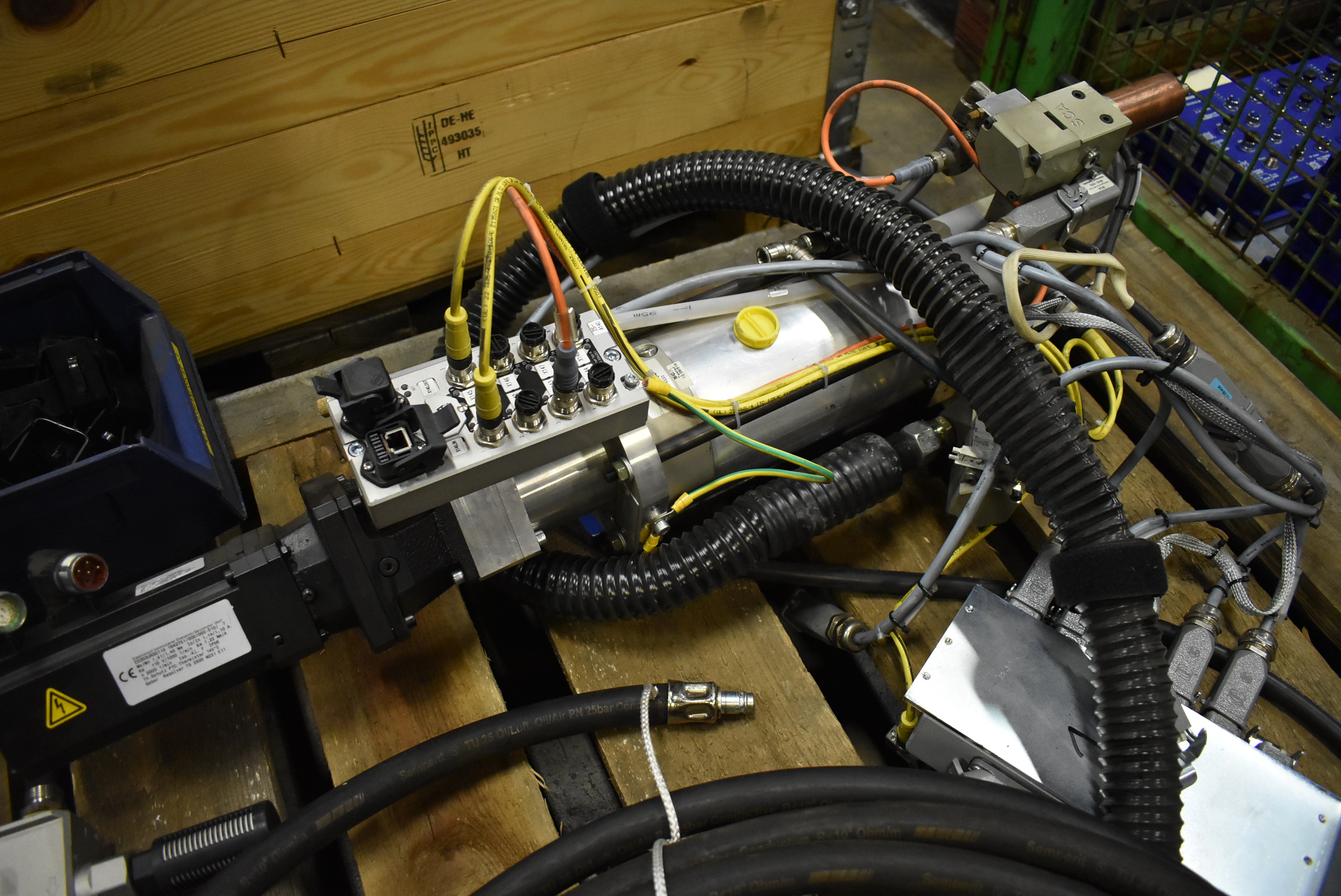 Glue guns servo-controlled for SCA - PS Auction - We value the future ...