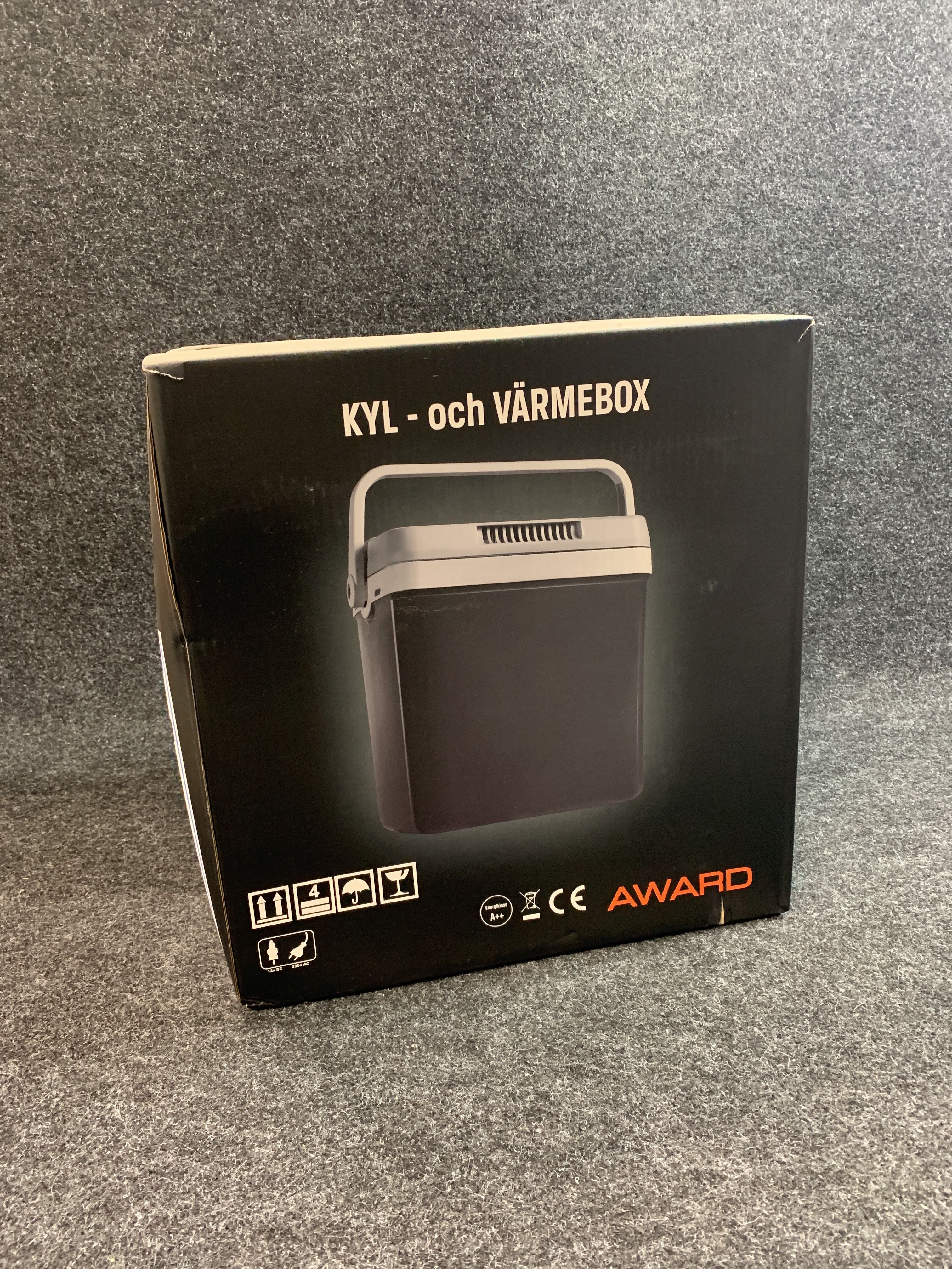 Kylbox 20 L 12/230 V Award - Auktioner online - Nätauktioner ...
