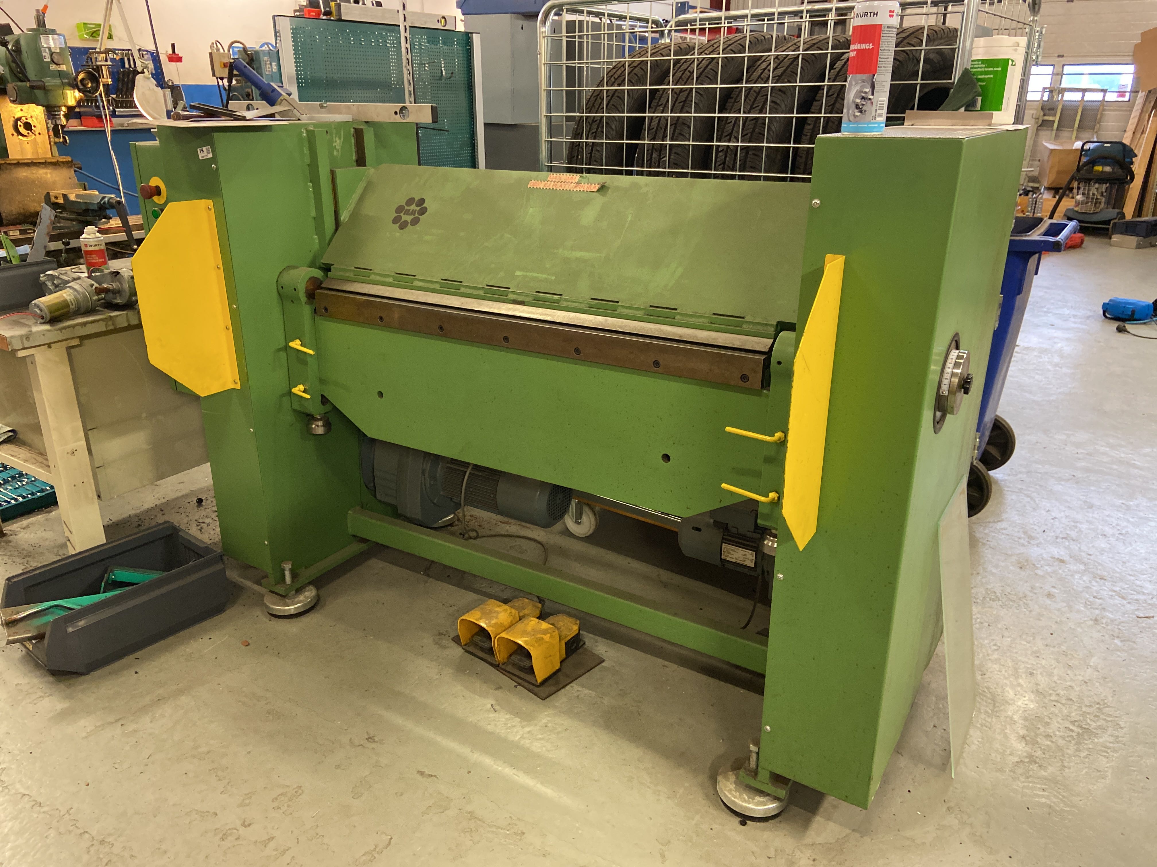 Edge bending machine HXM - PS Auction - We value the future - Largest ...