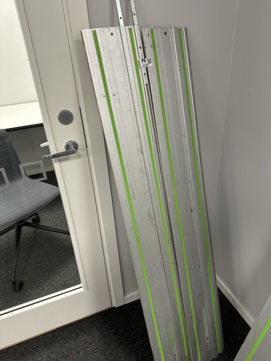 2 st styrskenor Festool FS 1400/2 - Auktioner online - Nätauktioner ...