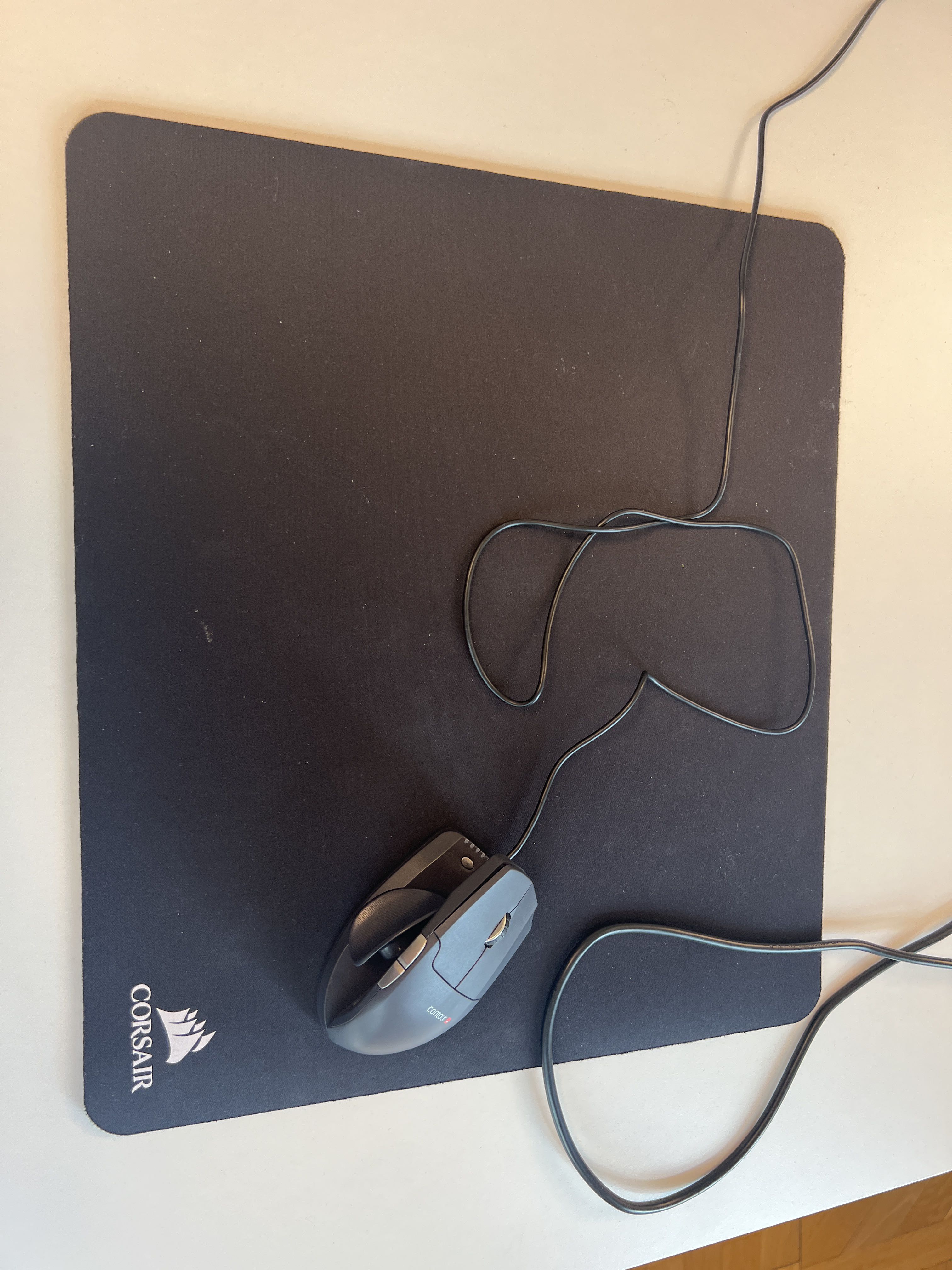 Screen Voxicon 27", mouse Contour - PS Auction - We value the future ...