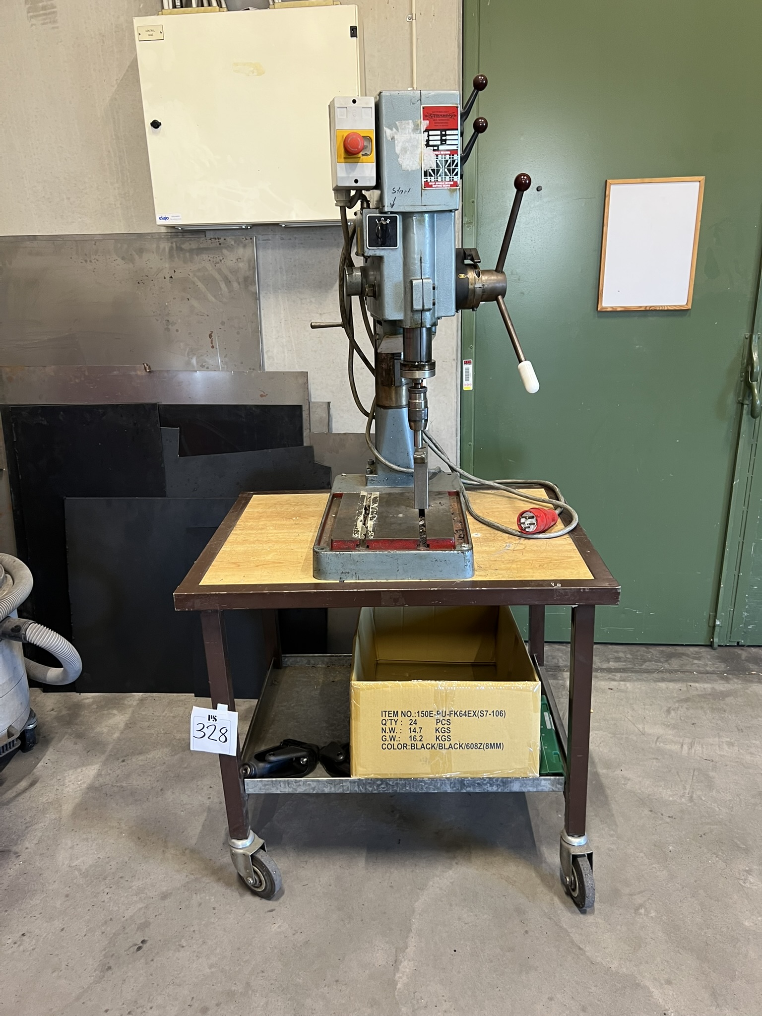 Bench column drilling machine Strands SB68 - PS Auction - We value the ...