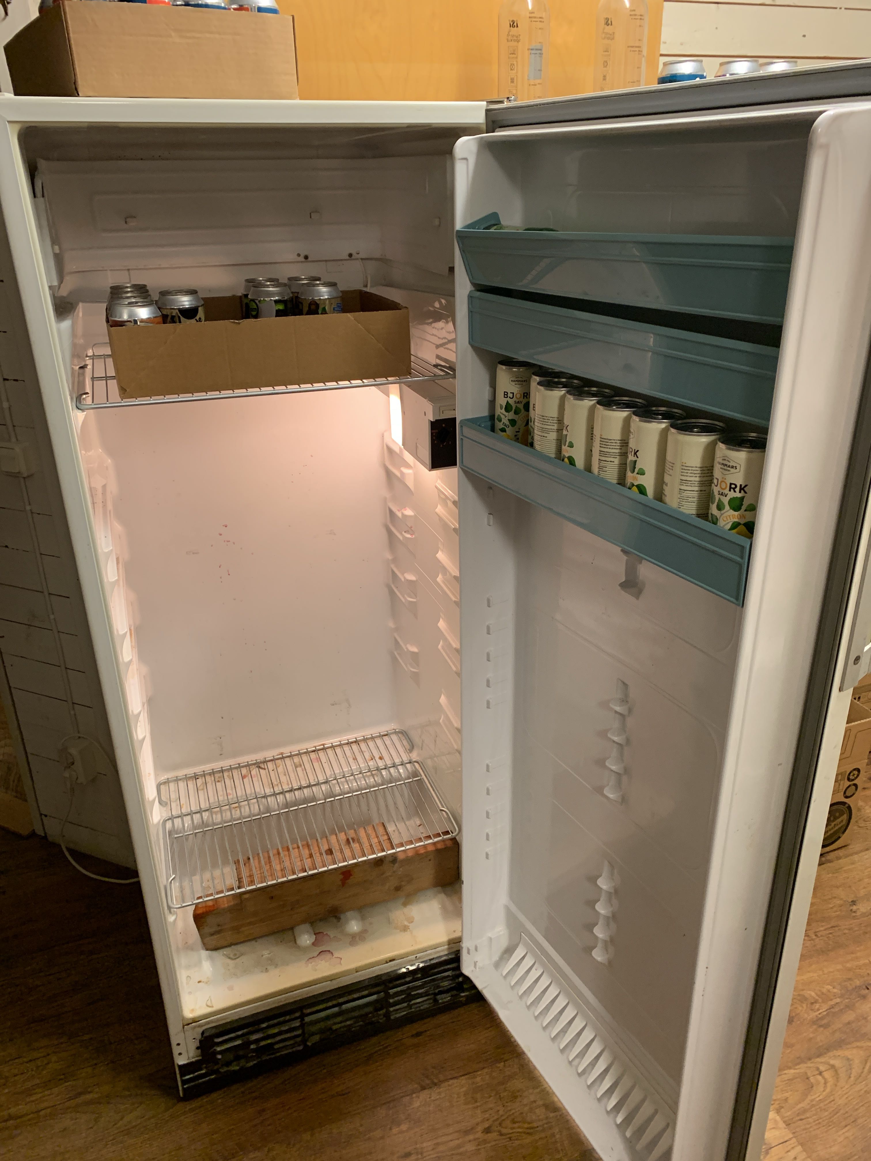 Kylskåp & Kombiskåp Electrolux - Auktioner online - Nätauktioner ...