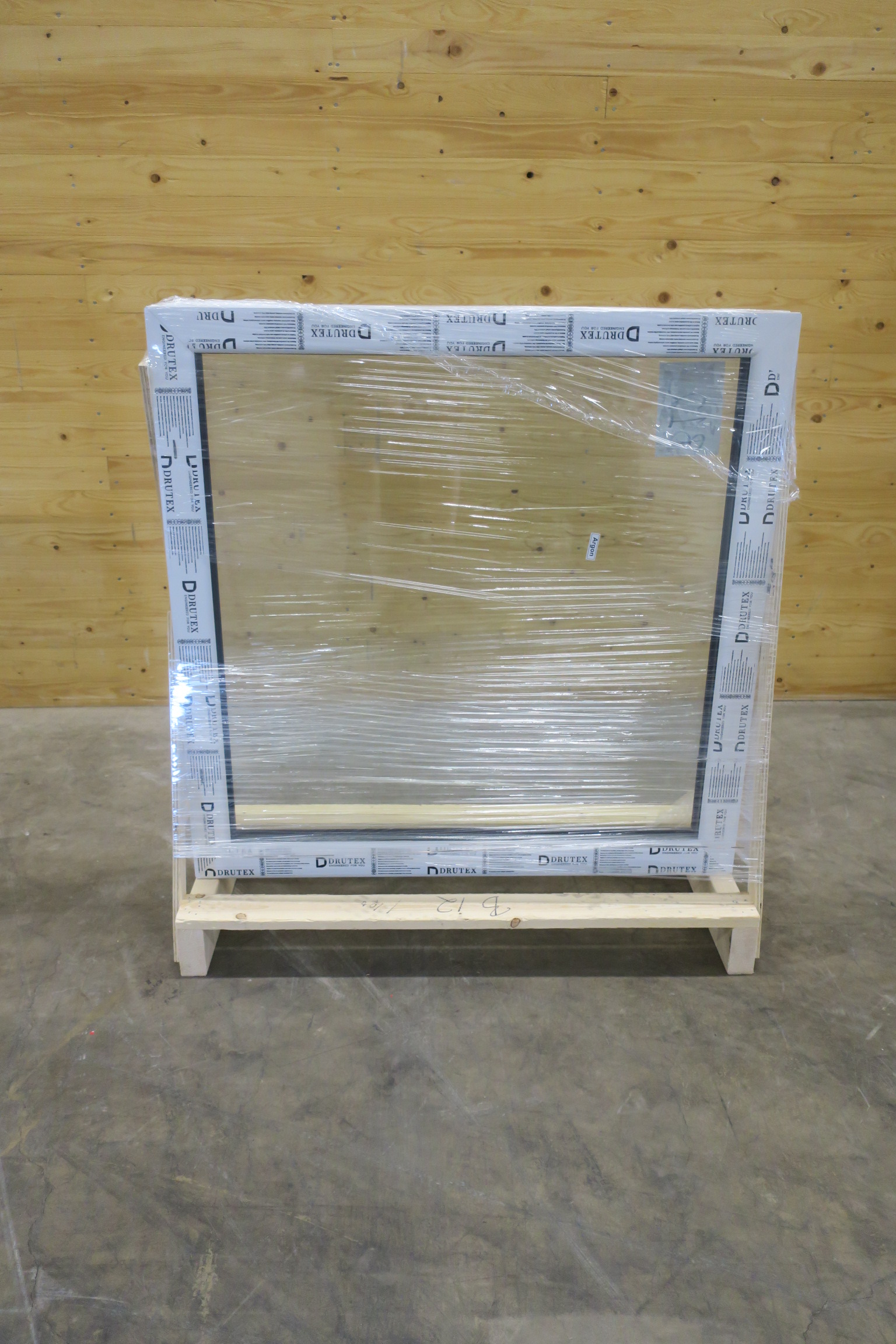 Fixed window PVC 3-glass Drutex - Iglo 5 Classic 980x980 - PS Auction ...