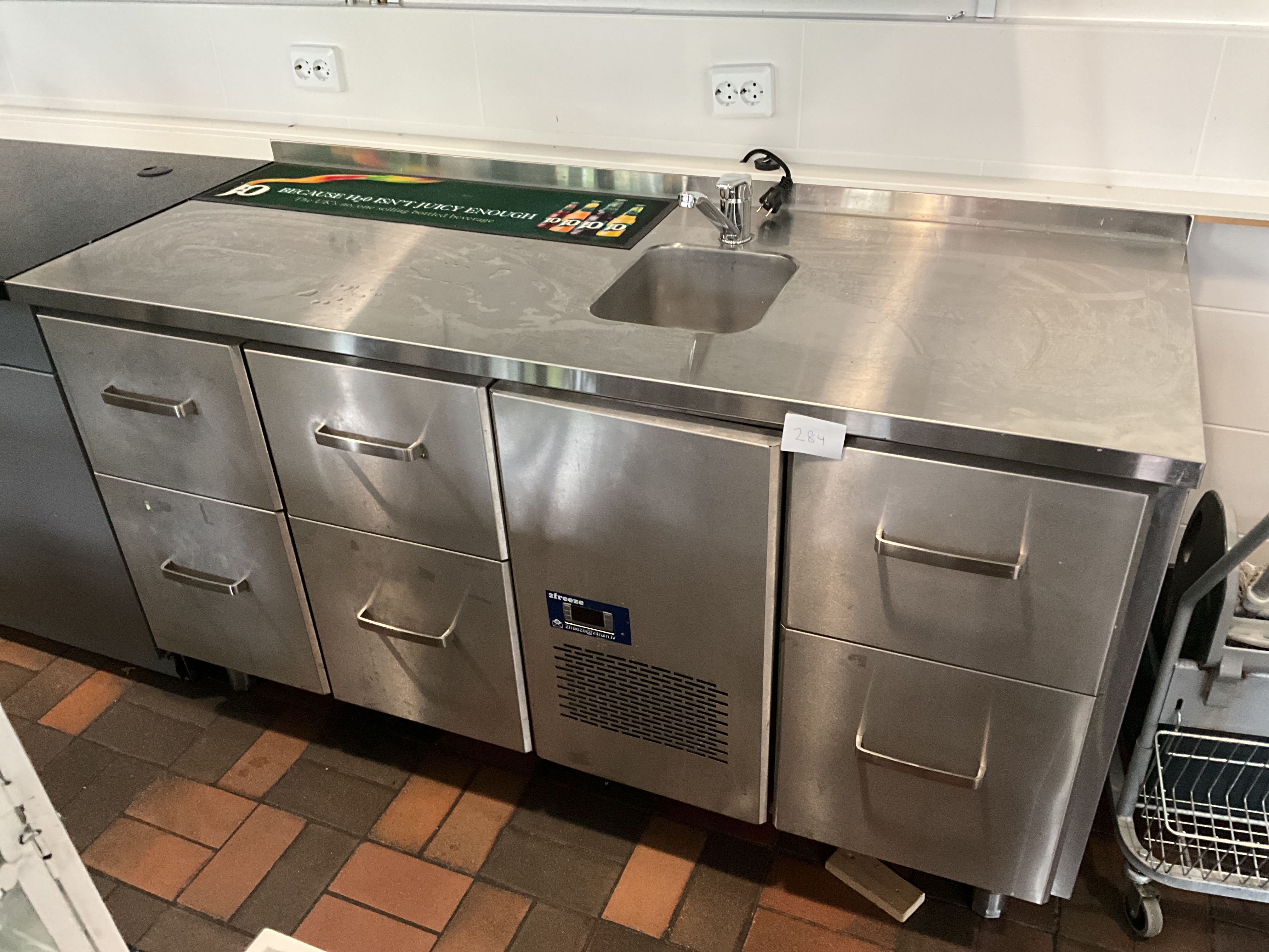 Bar cooling bench with 6 drawers - PS Auction - We value the future ...