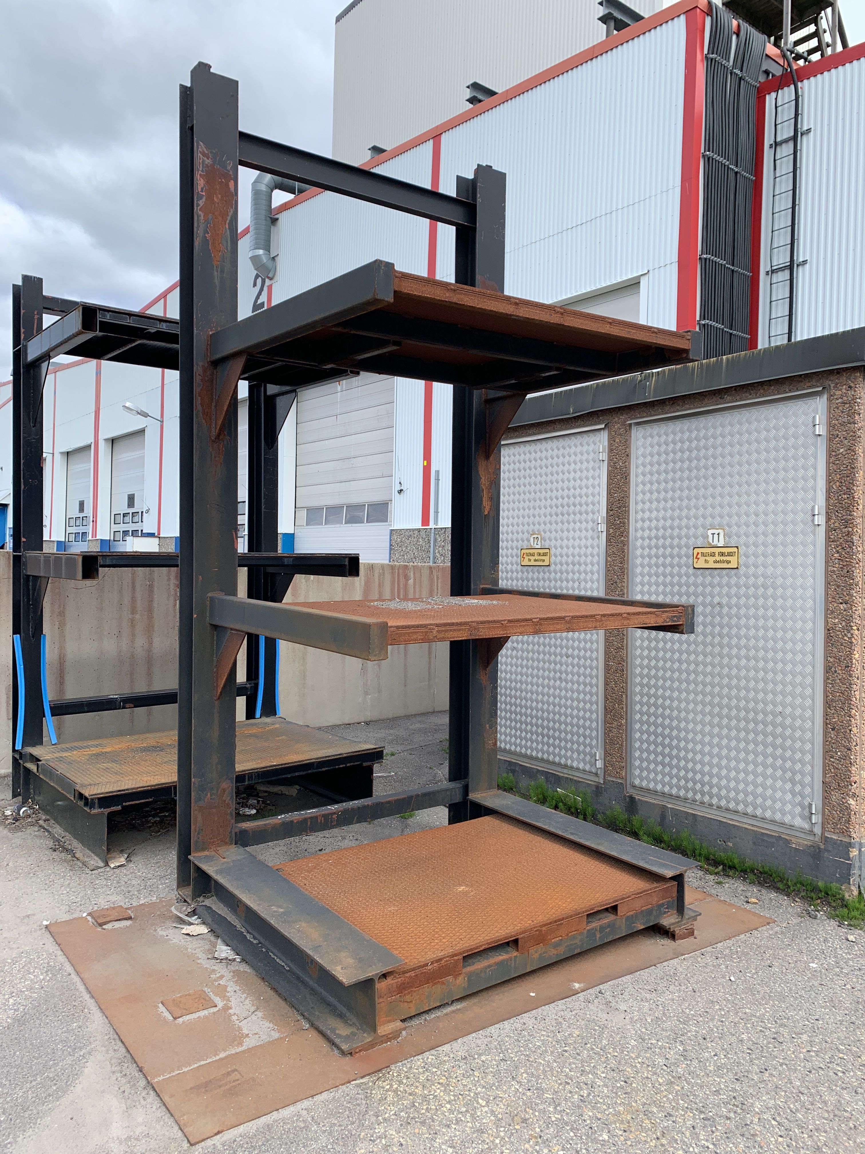 Material stand - PS Auction - We value the future - Largest in net auctions