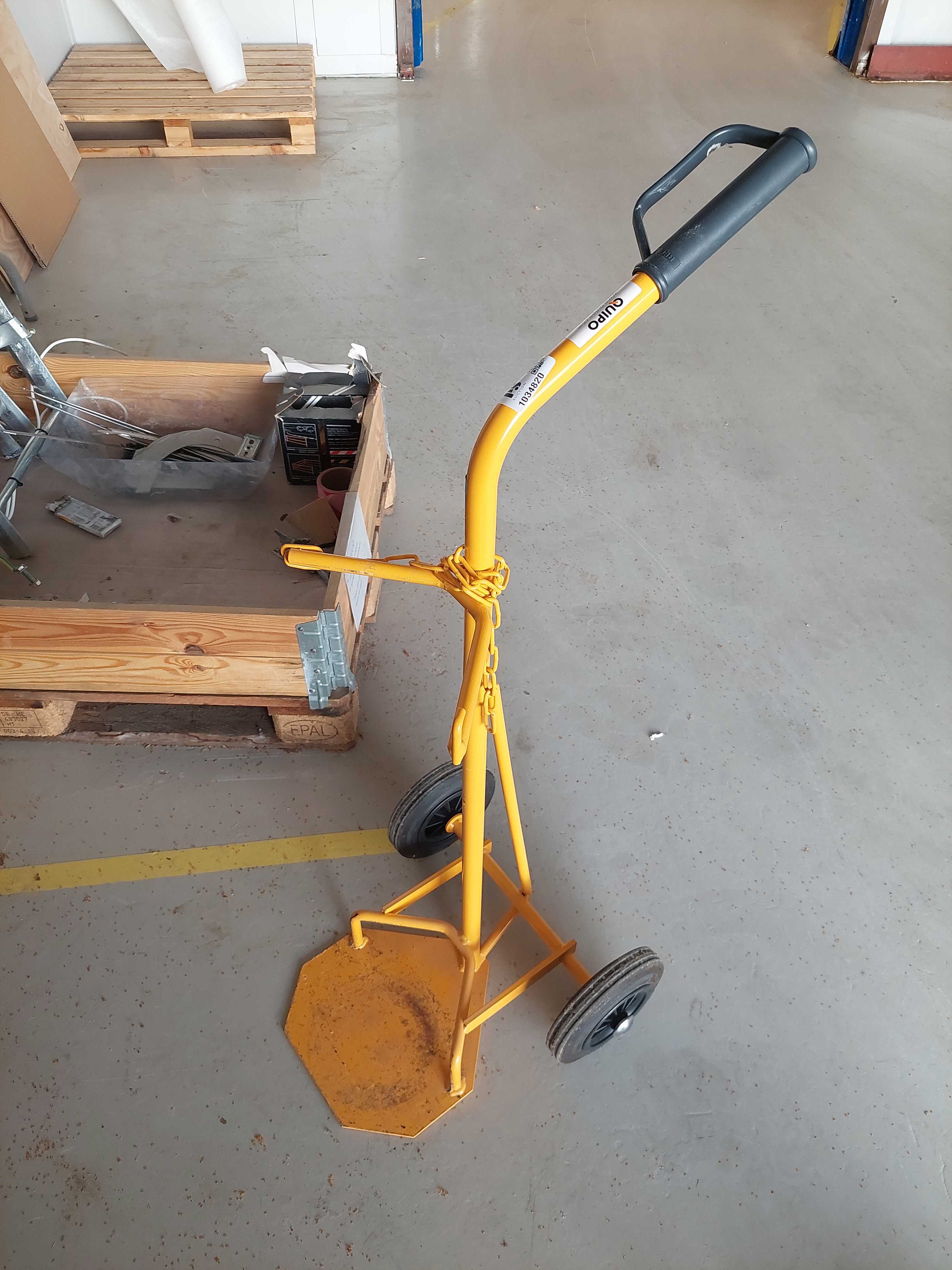 Cart for gas bottle - PS Auction - We value the future - Largest in net auctions