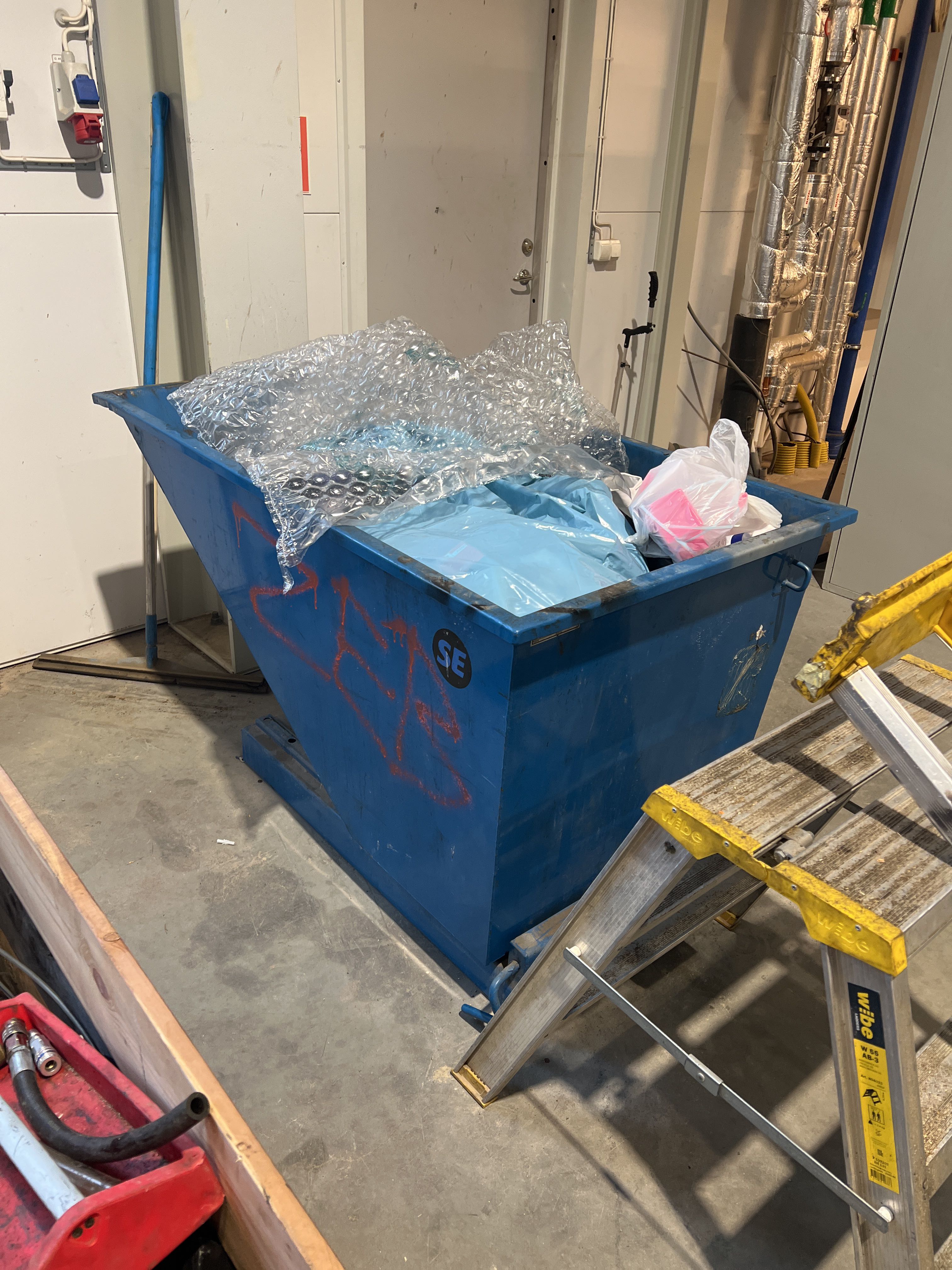 Tipping container T600 - PS Auction - We value the future - Largest in ...