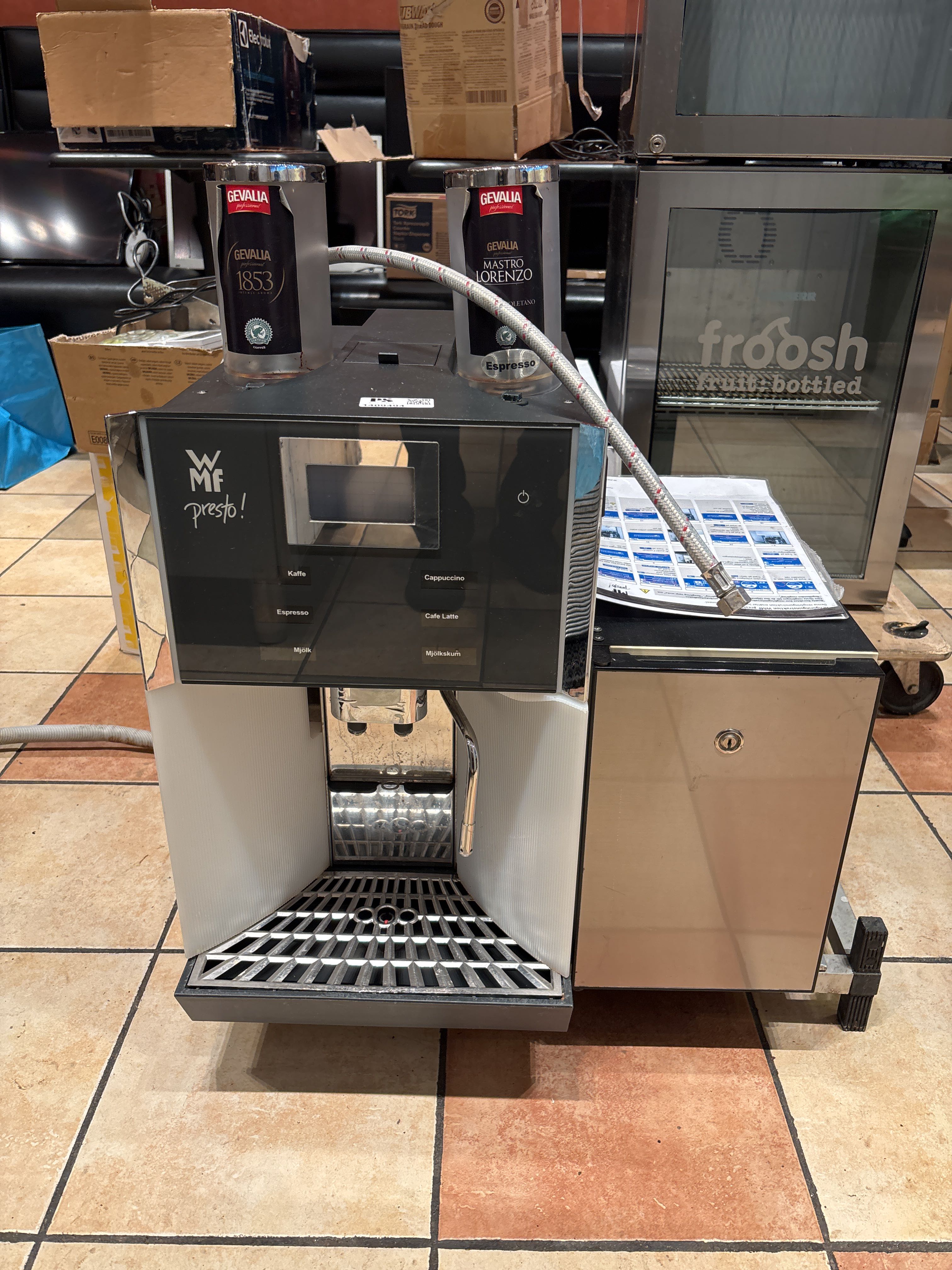 Coffee machine with milk cooler - WMF Presto - PS Auction - We value ...