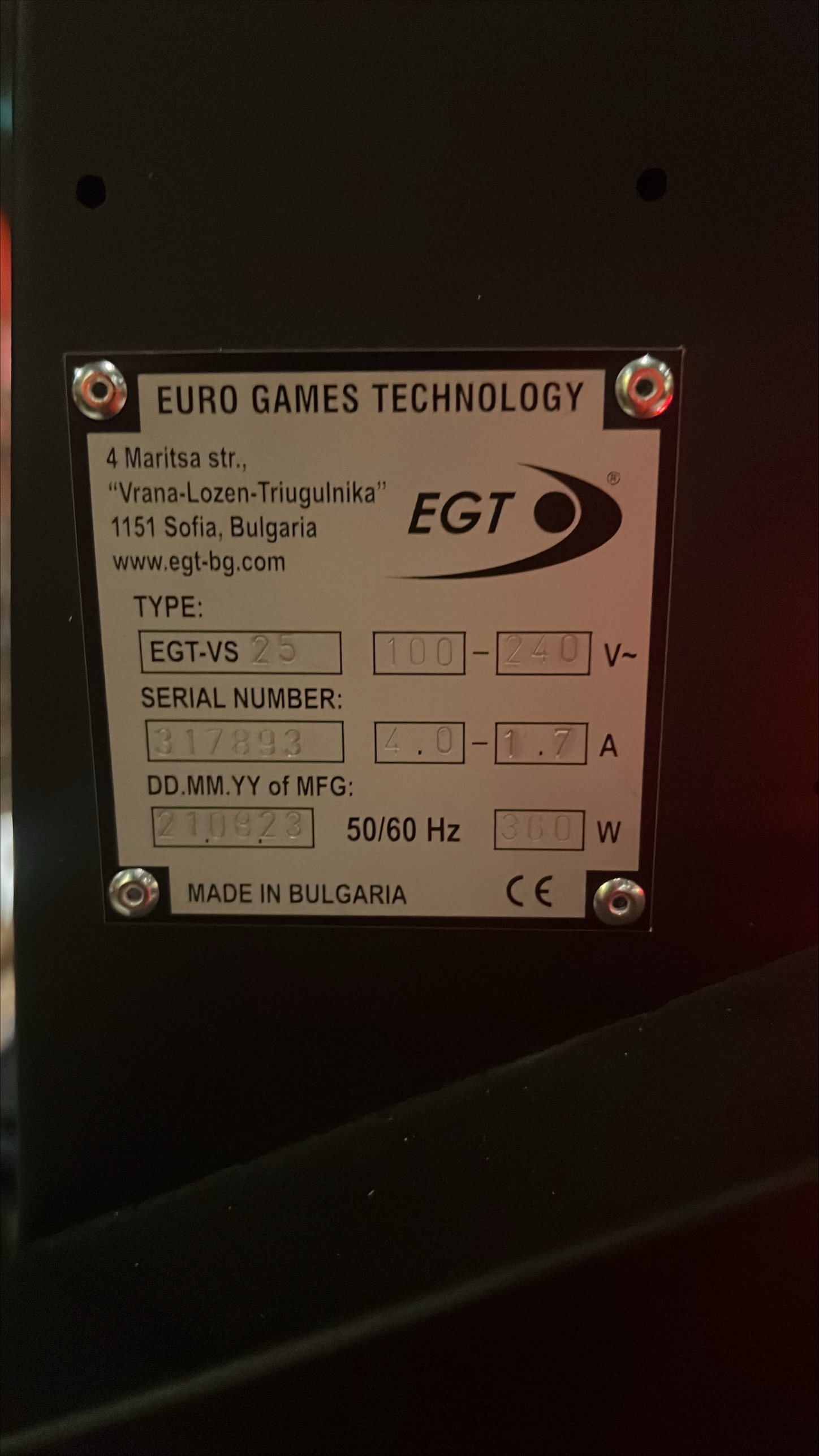 Spelautomat EGT G32/32 VIP – Red General (2023) + VIP-stol - Auktioner ...