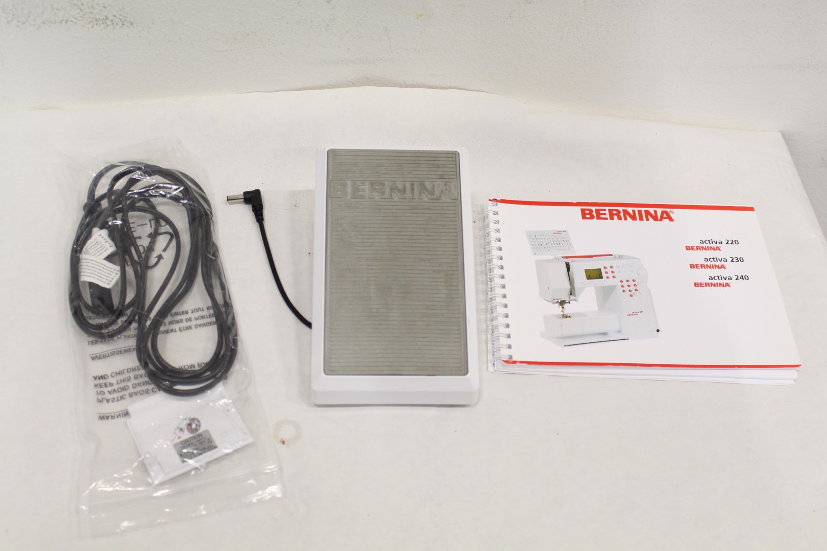 Symaskin activa 220 från BERNINA - PS Auction - We value the future ...