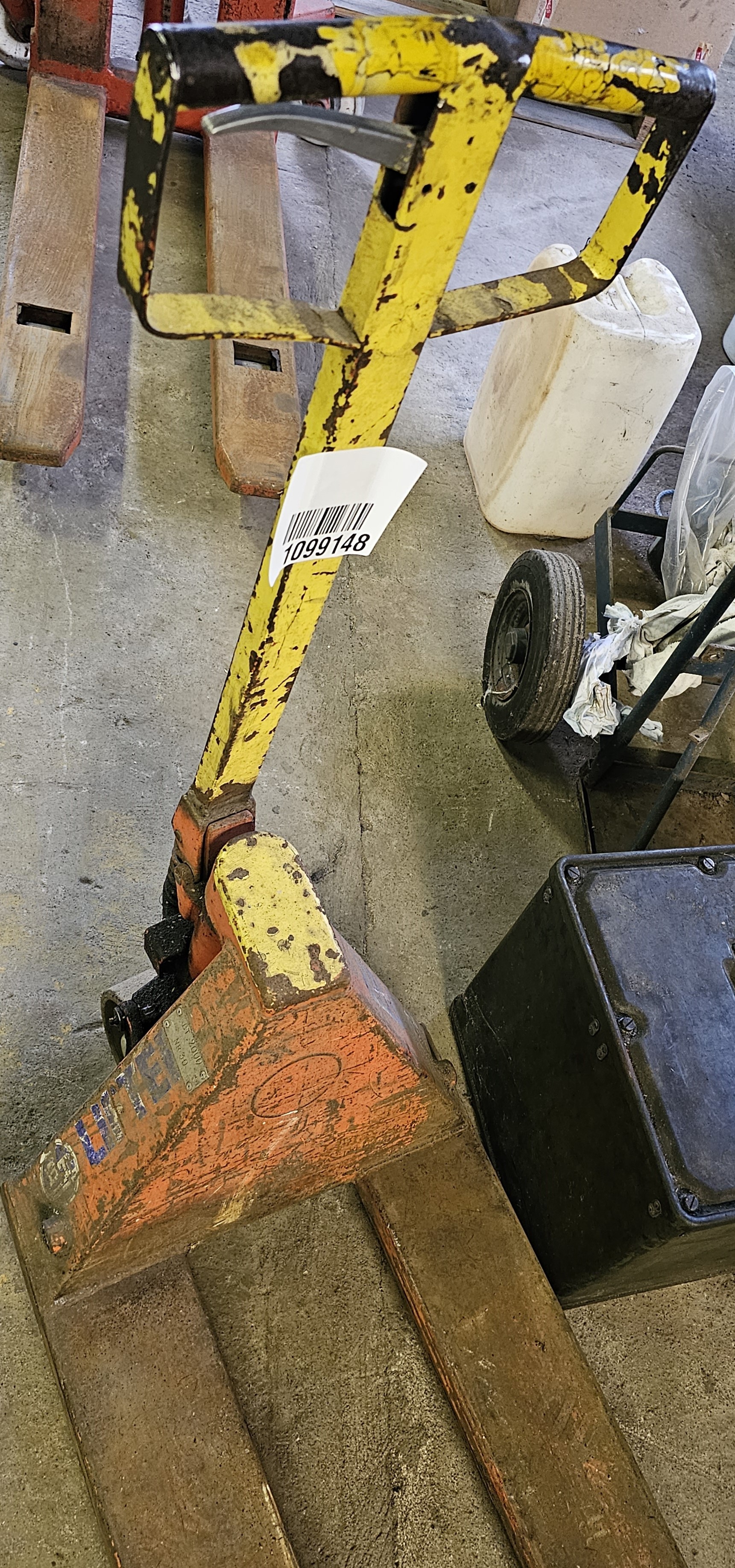 BT Pallyftare modell BTL 2000 - Auktioner online - Nätauktioner ...