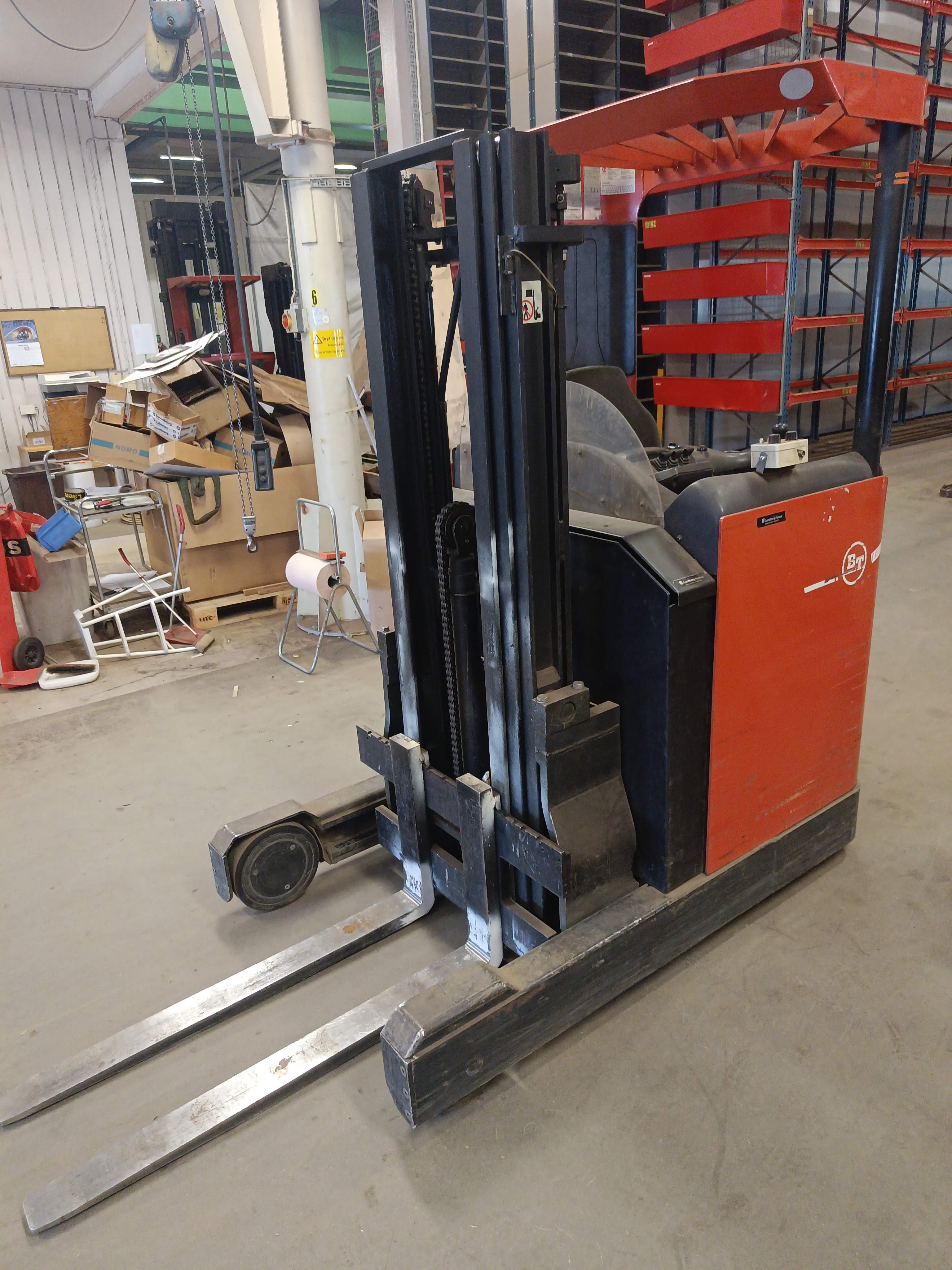 Reach truck BT RRM 3/15 with charger. - PS Auction - We value the ...