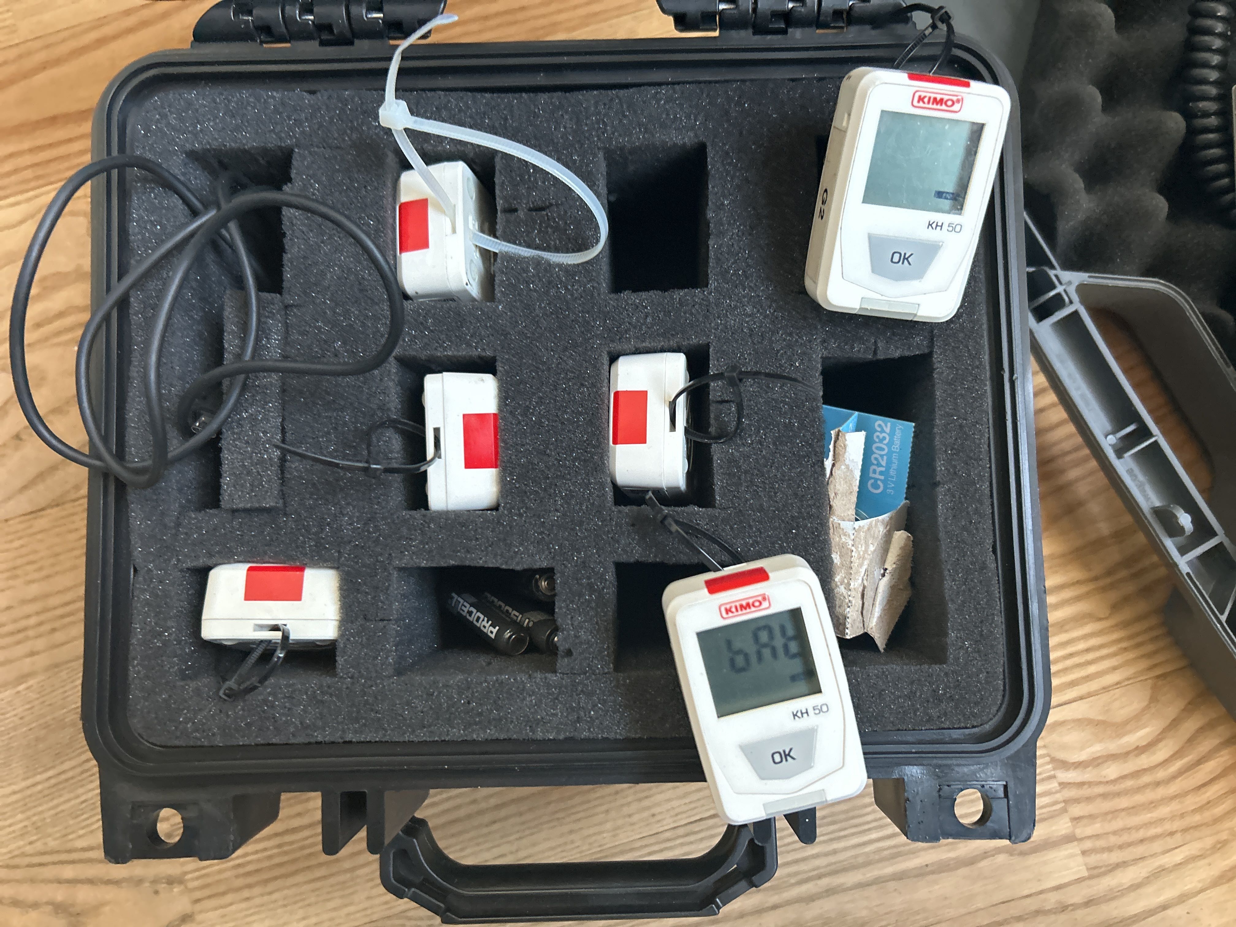 Temperature data loggers 6 pcs - Kimo KH 50 - PS Auction - We value the future - Largest in net ...