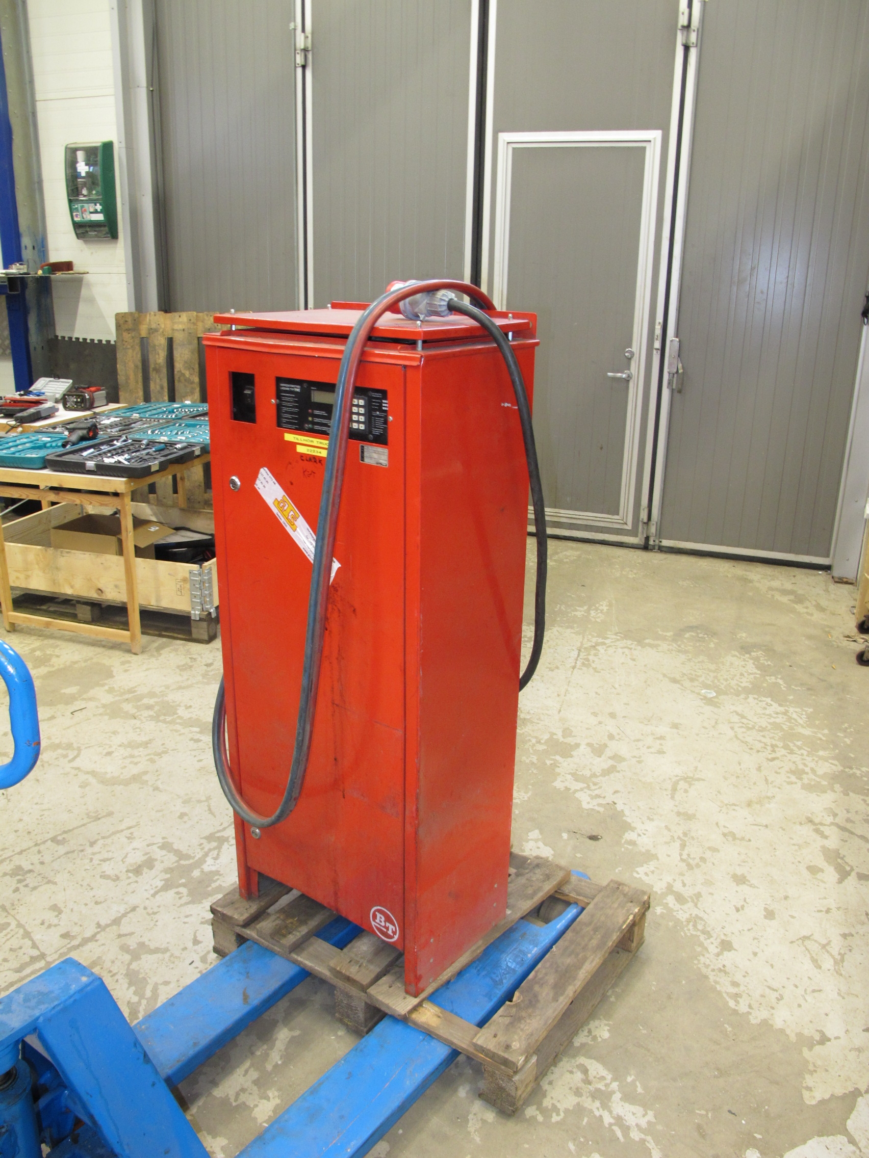 Clark EM35 - Auktioner online - Nätauktioner & Konkursauktioner | PS ...