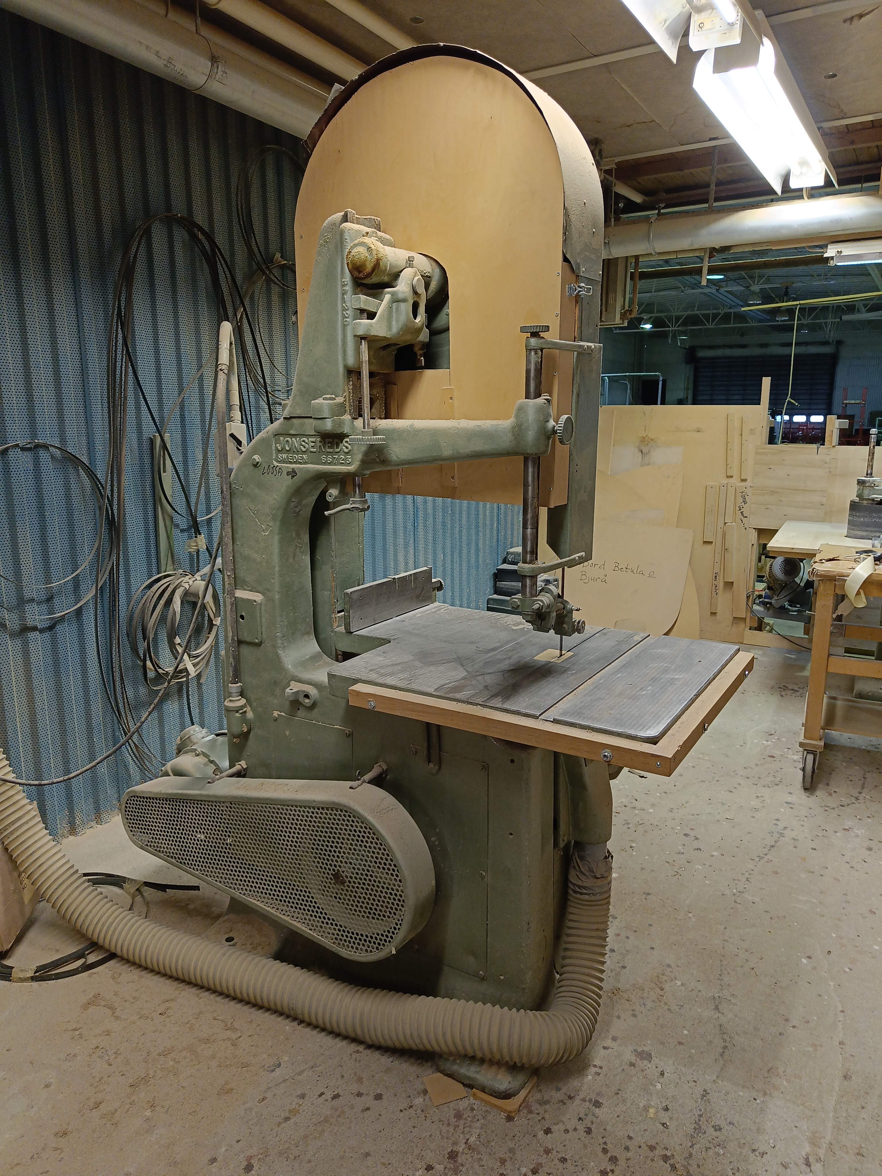 Bandsaw Jonsereds - PS Auction - We value the future - Largest in net ...