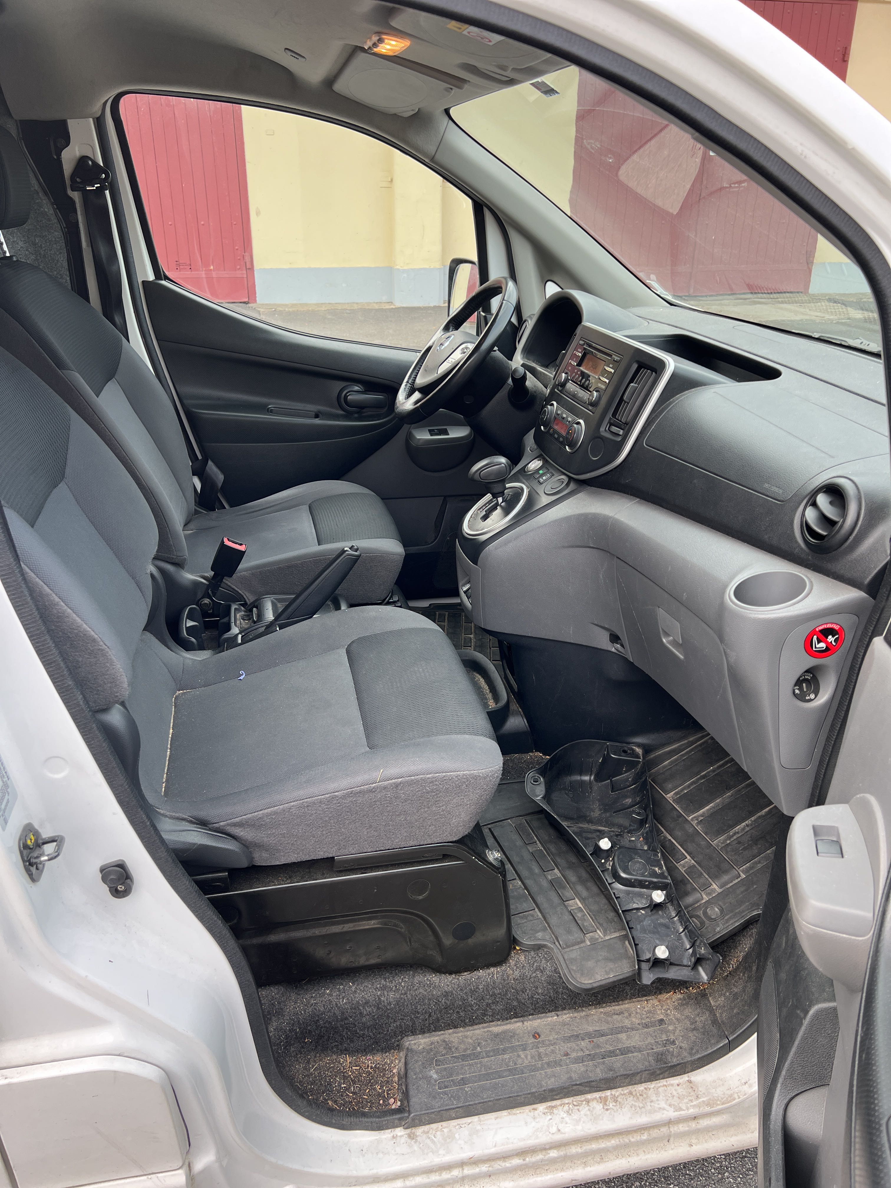 Nissan e-NV200 Van -2014 - Auktioner online - Nätauktioner & Konkursauktioner | PS Auction