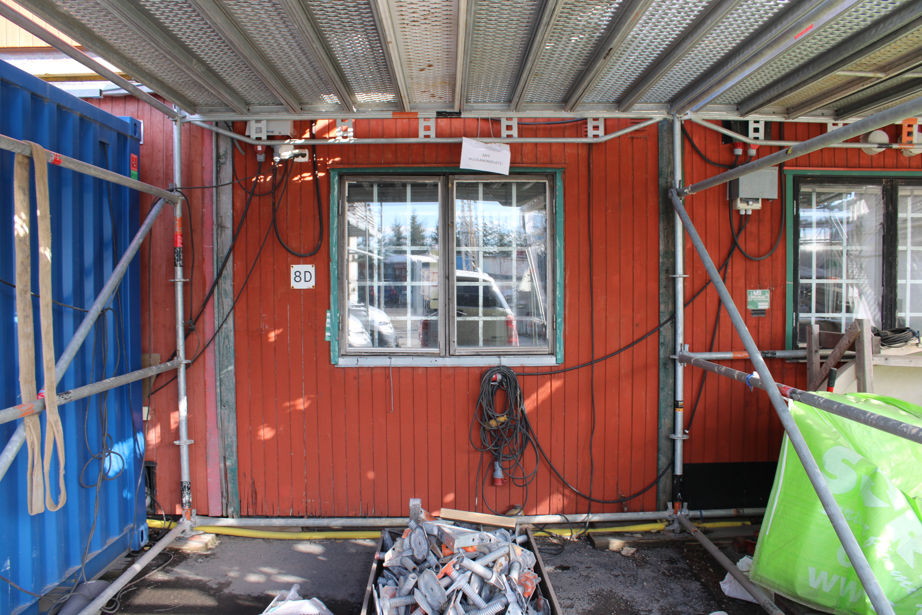 Office decorated work stall - PS Auction - We value the future ...