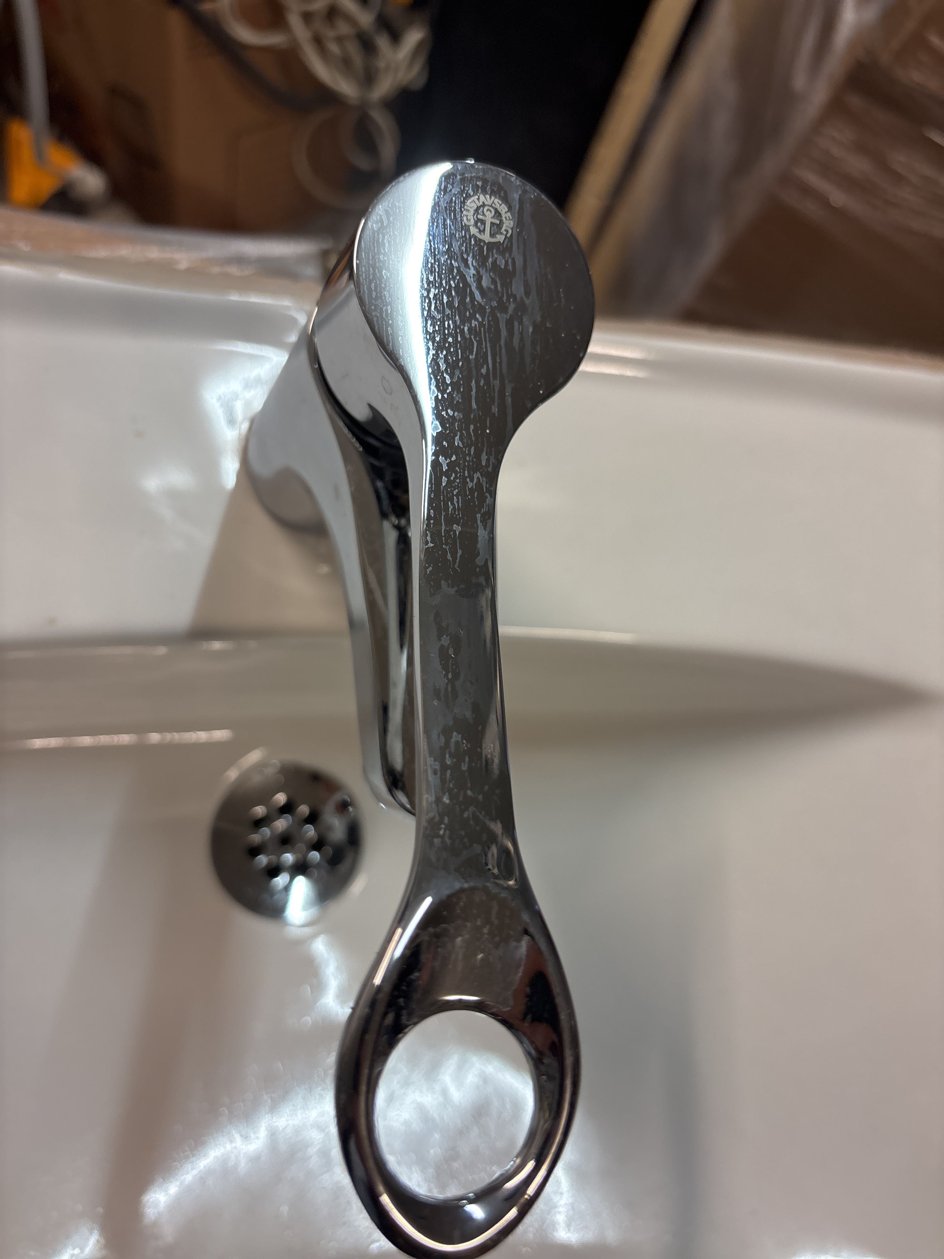 Ifö washbasin 56x42 cm with Gustavsberg mixer - PS Auction - We value ...