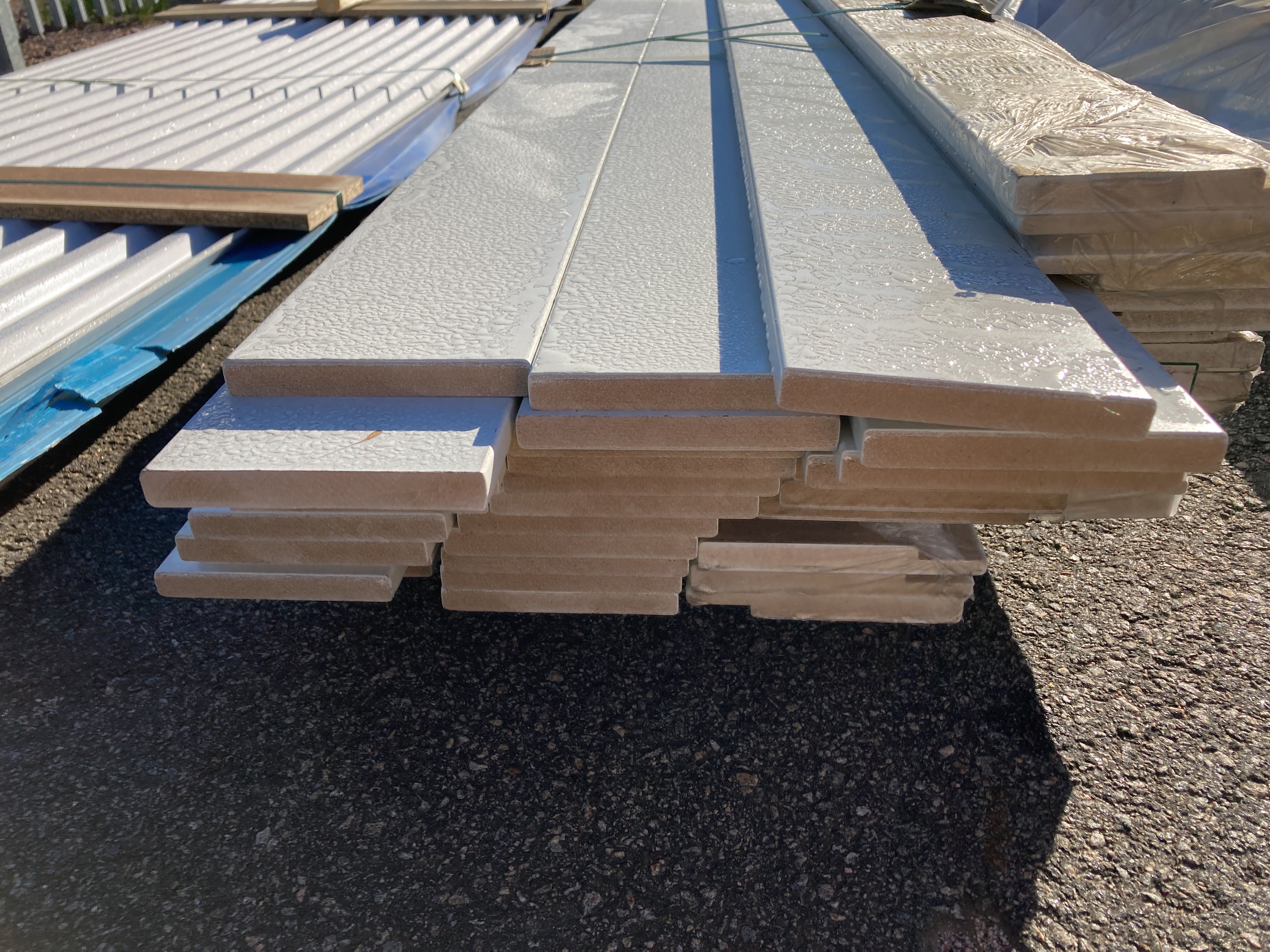 Roofing plastic, white painted lining and molded lid battens - PS ...