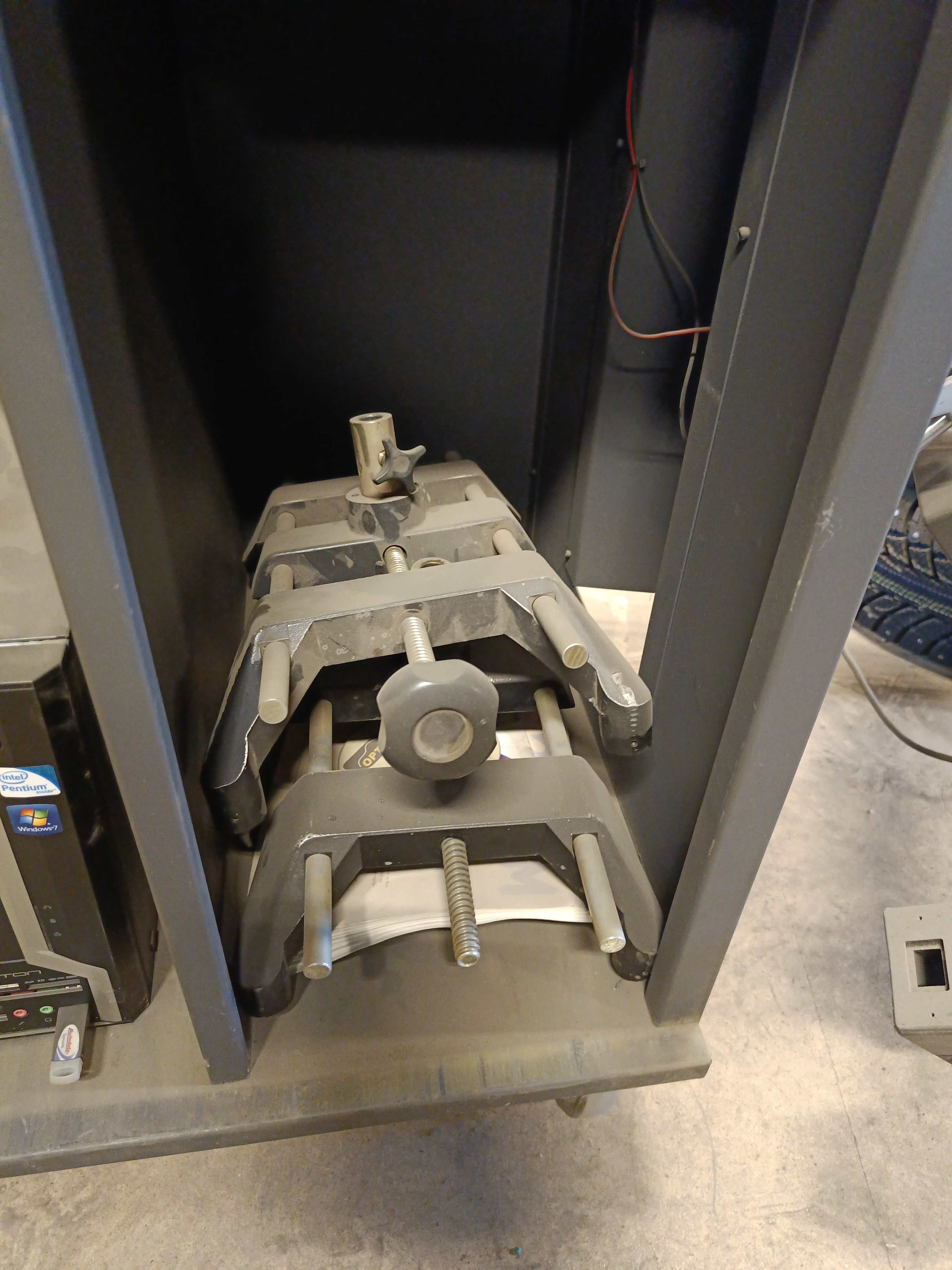 Wheel alignment machine Opto-Plus 618 RFT - PS Auction - We value the future - Largest in net ...