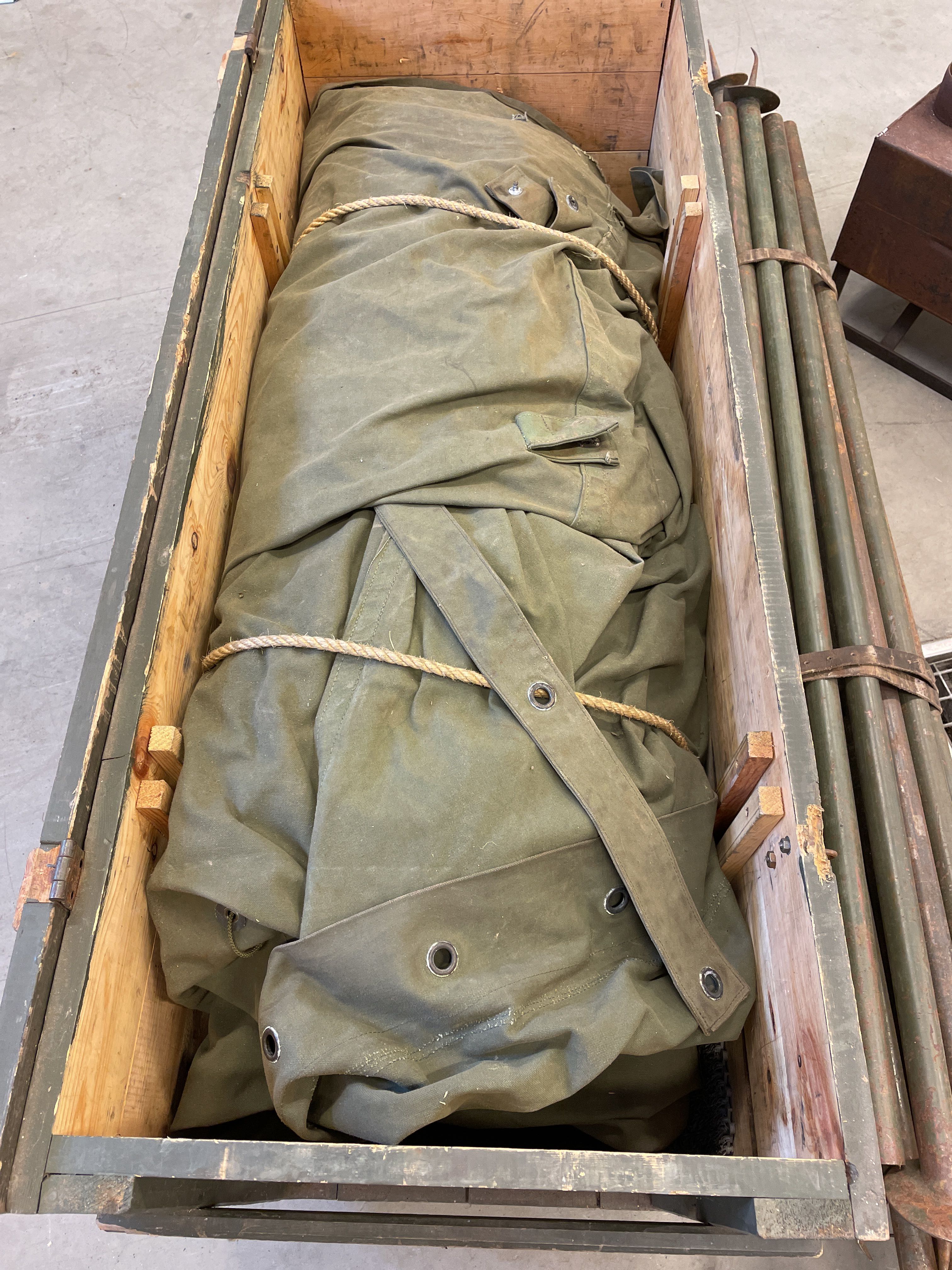 Military Medical Tent. 1. - PS Auction - We value the future - Largest ...