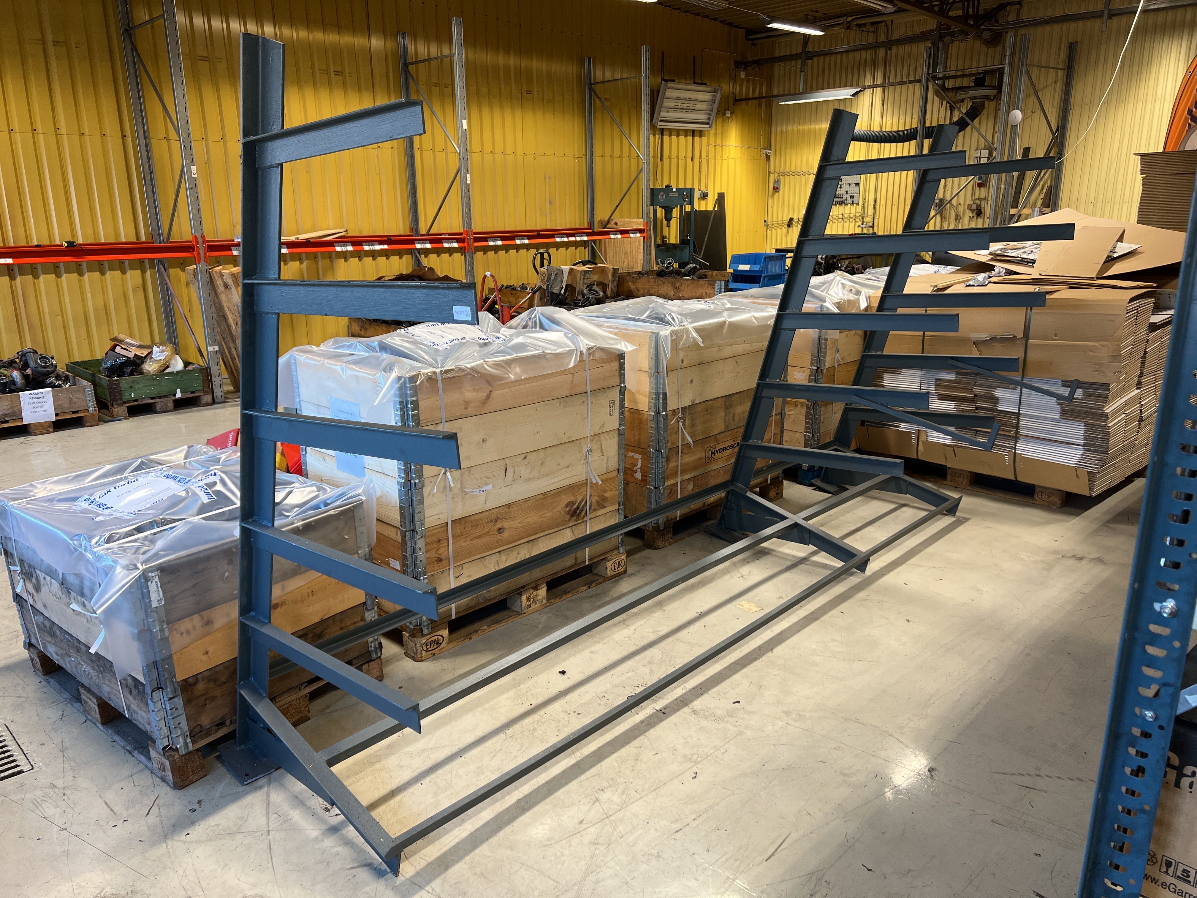 Material stand Iron - PS Auction - We value the future - Largest in net ...