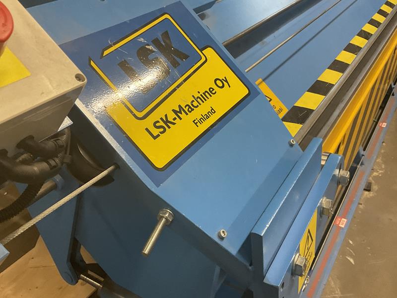 LSK HK-40 CNC Folding Machine - PS Auction - We value the future - Largest in net auctions