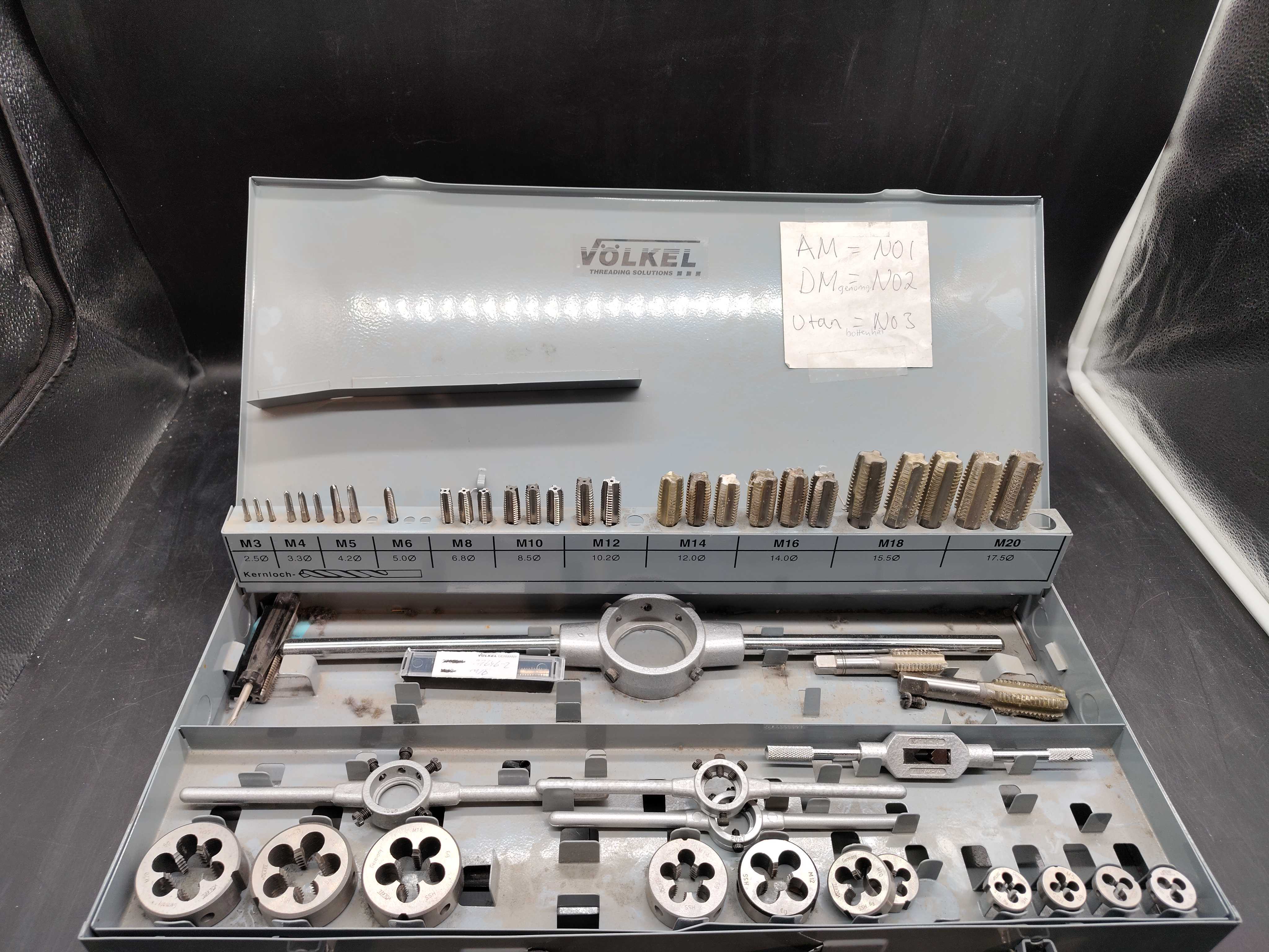 Tap and die set – Völkel, M3–M20, tool steel - PS Auction - We value ...