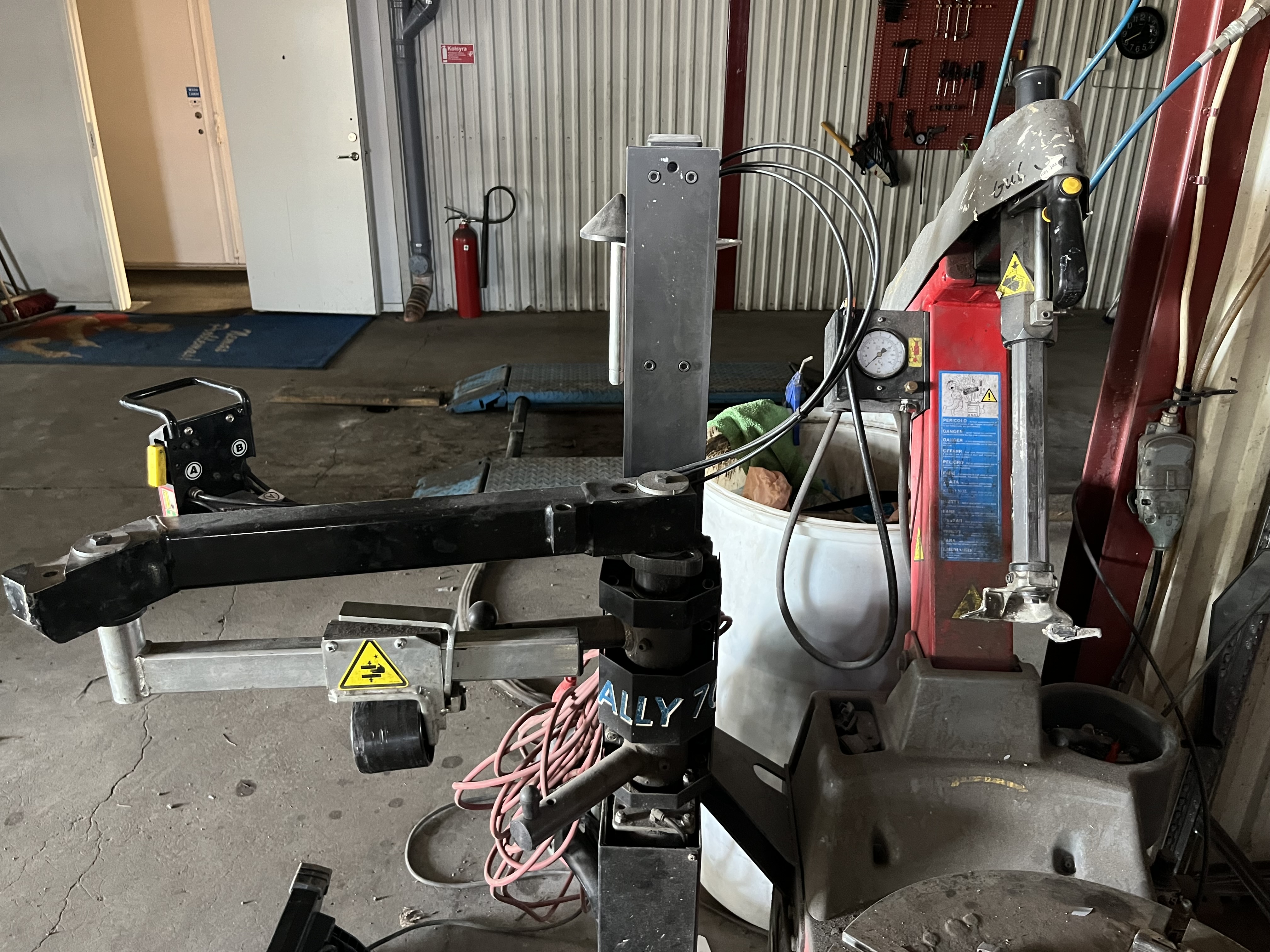 Däckomläggare, HPA M520 2V FS - Auktioner online - Nätauktioner ...