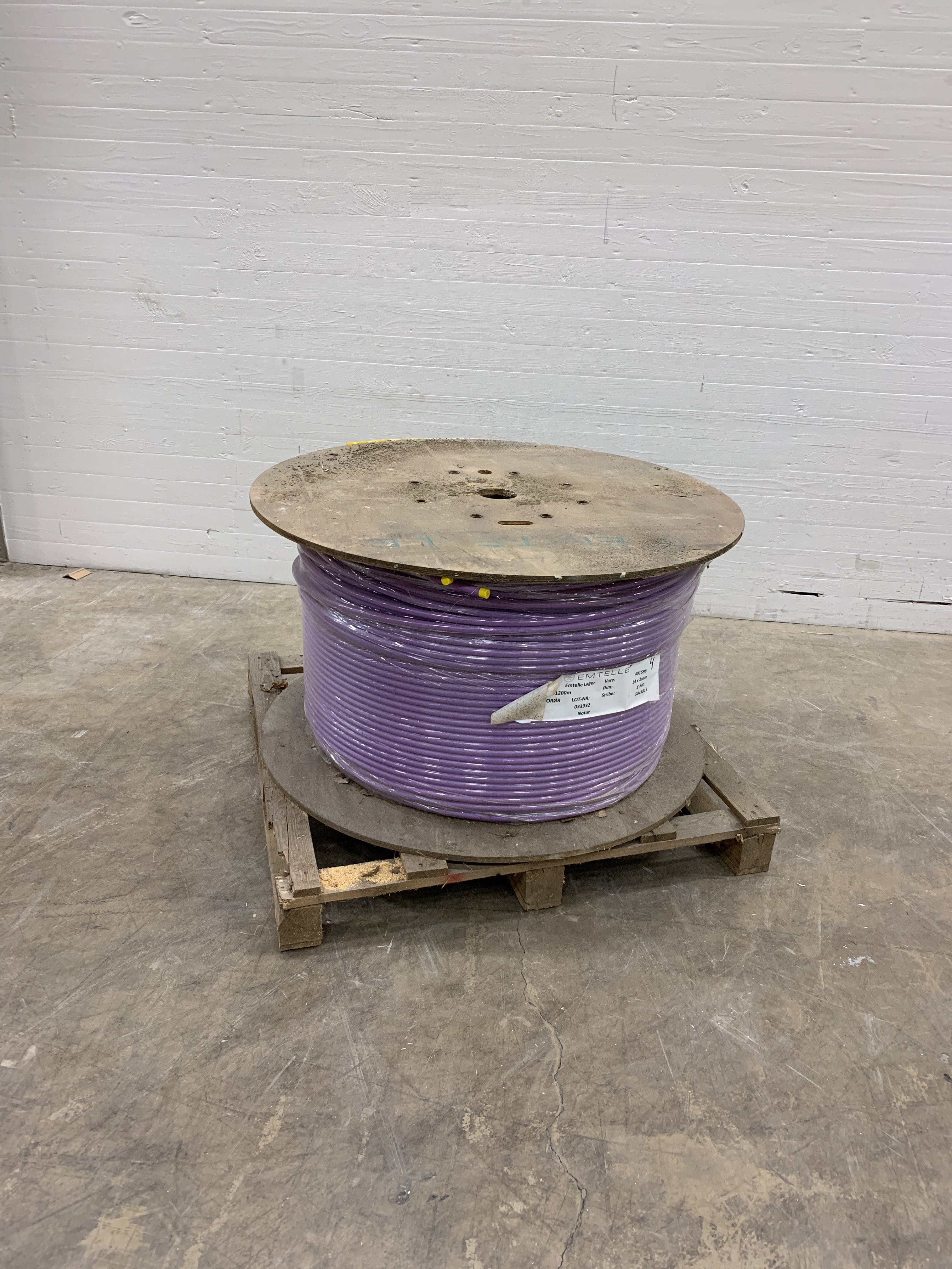 Micro pipe DB1 14/10 VIOL T, 1200M - PS Auction - We value the future ...