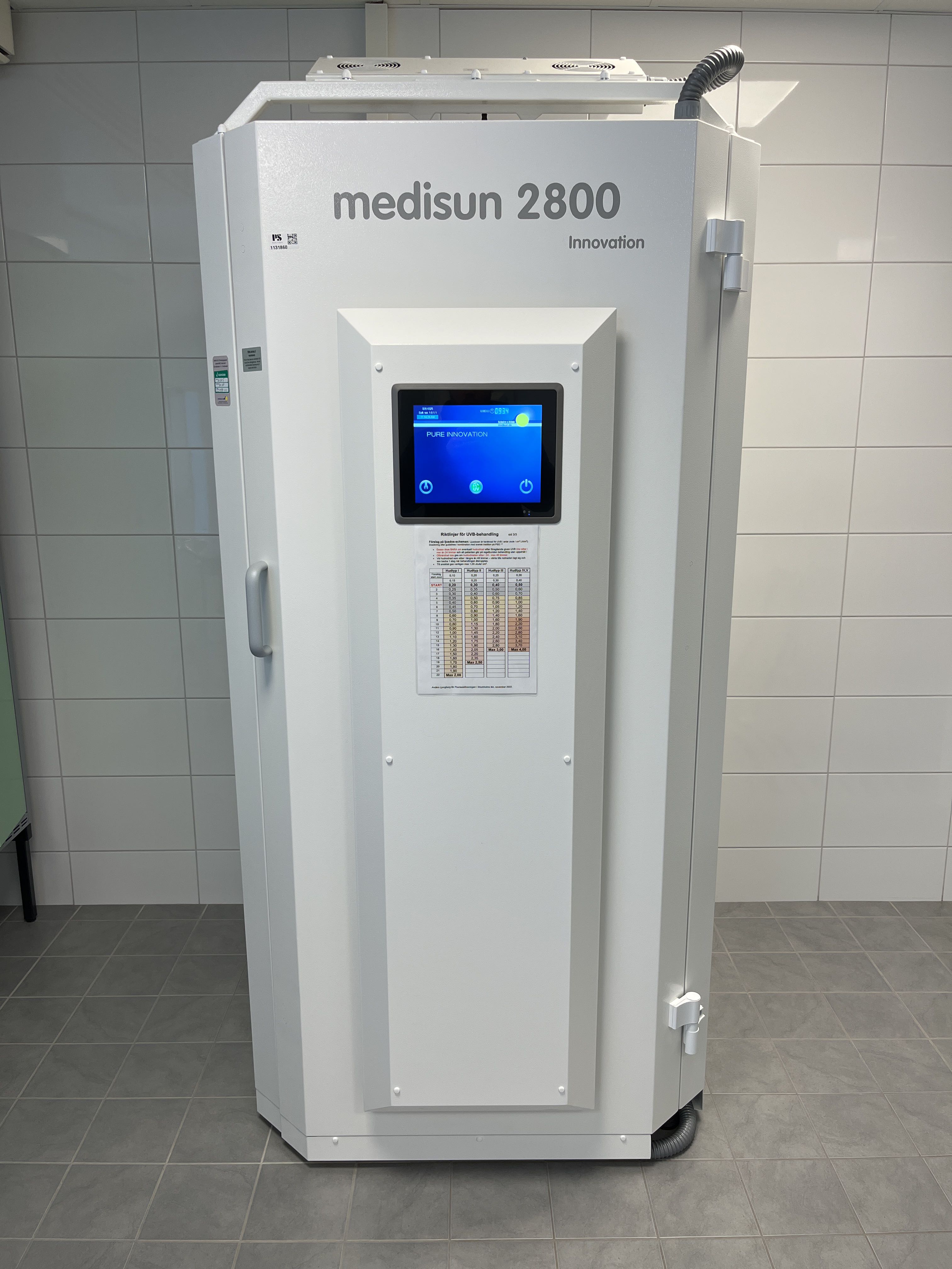 UVB treatment box, Medisun 2800 Innovation -2022 - PS Auction - We ...