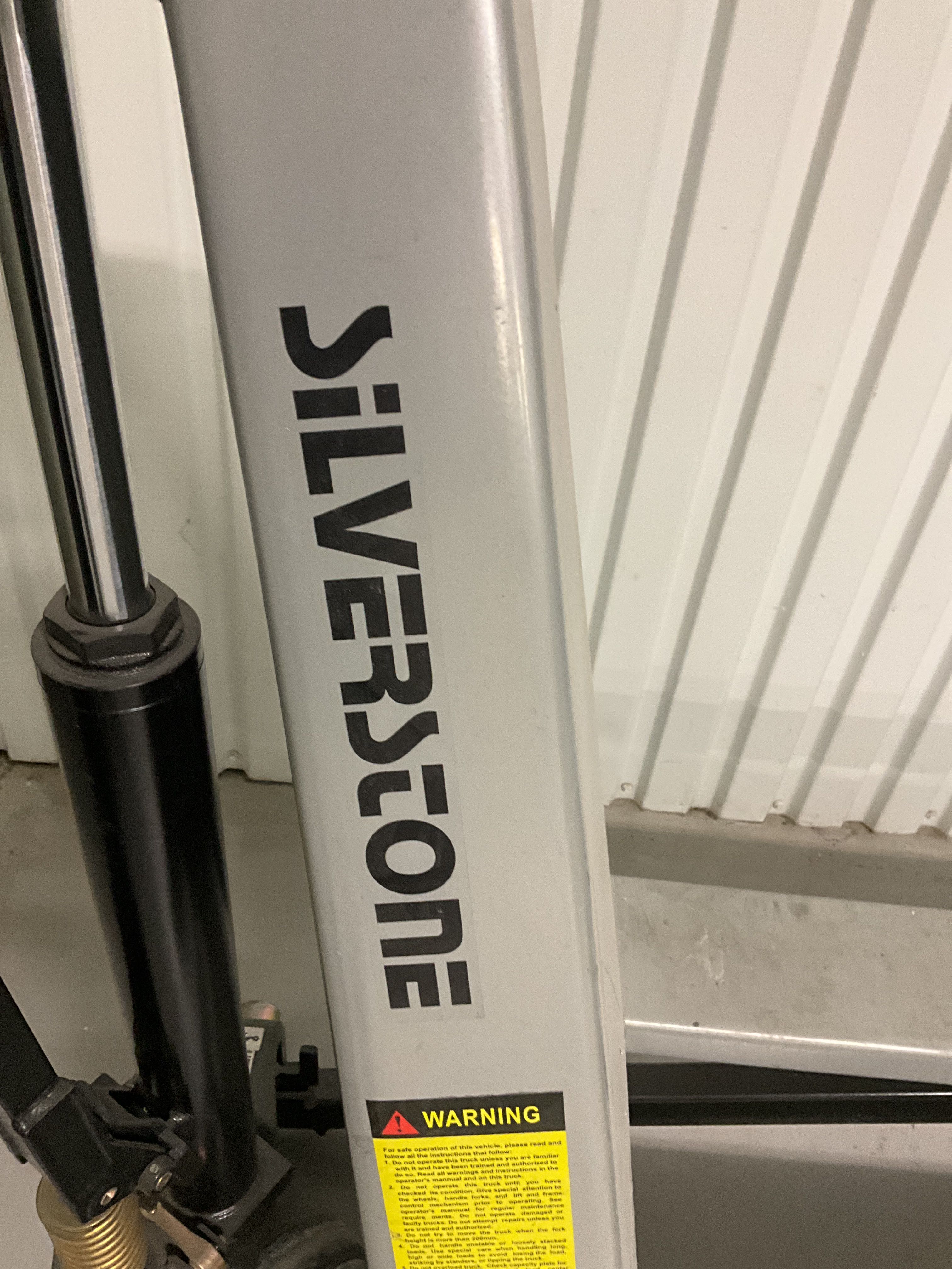 Silverstone Scissor lift - PS Auction - We value the future - Largest ...