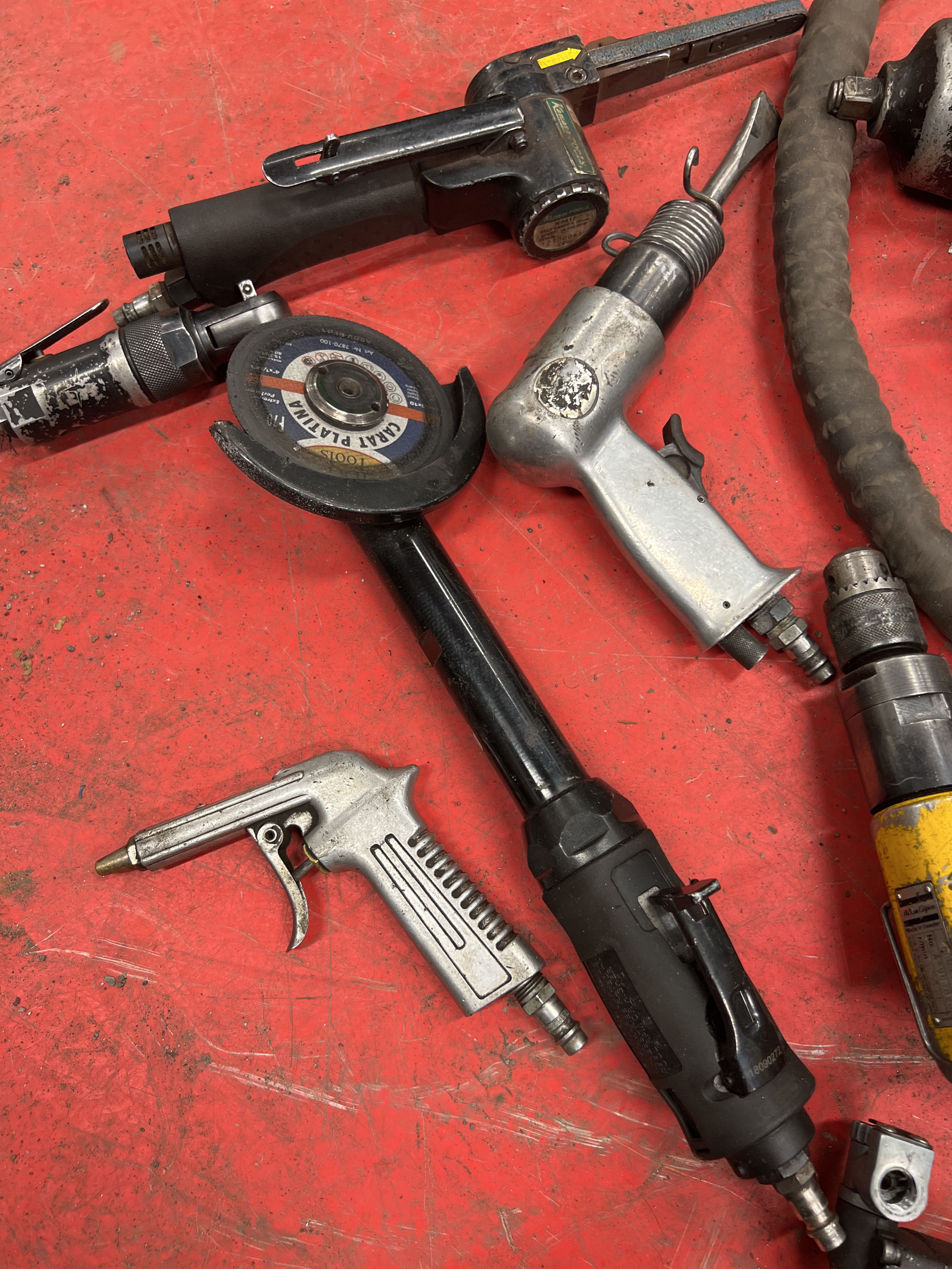 Various air hand tools, 23 pieces - PS Auction - We value the future ...