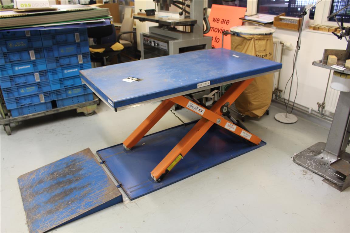 Lift table Edmo 1000 kg - PS Auction - We value the future - Largest in ...