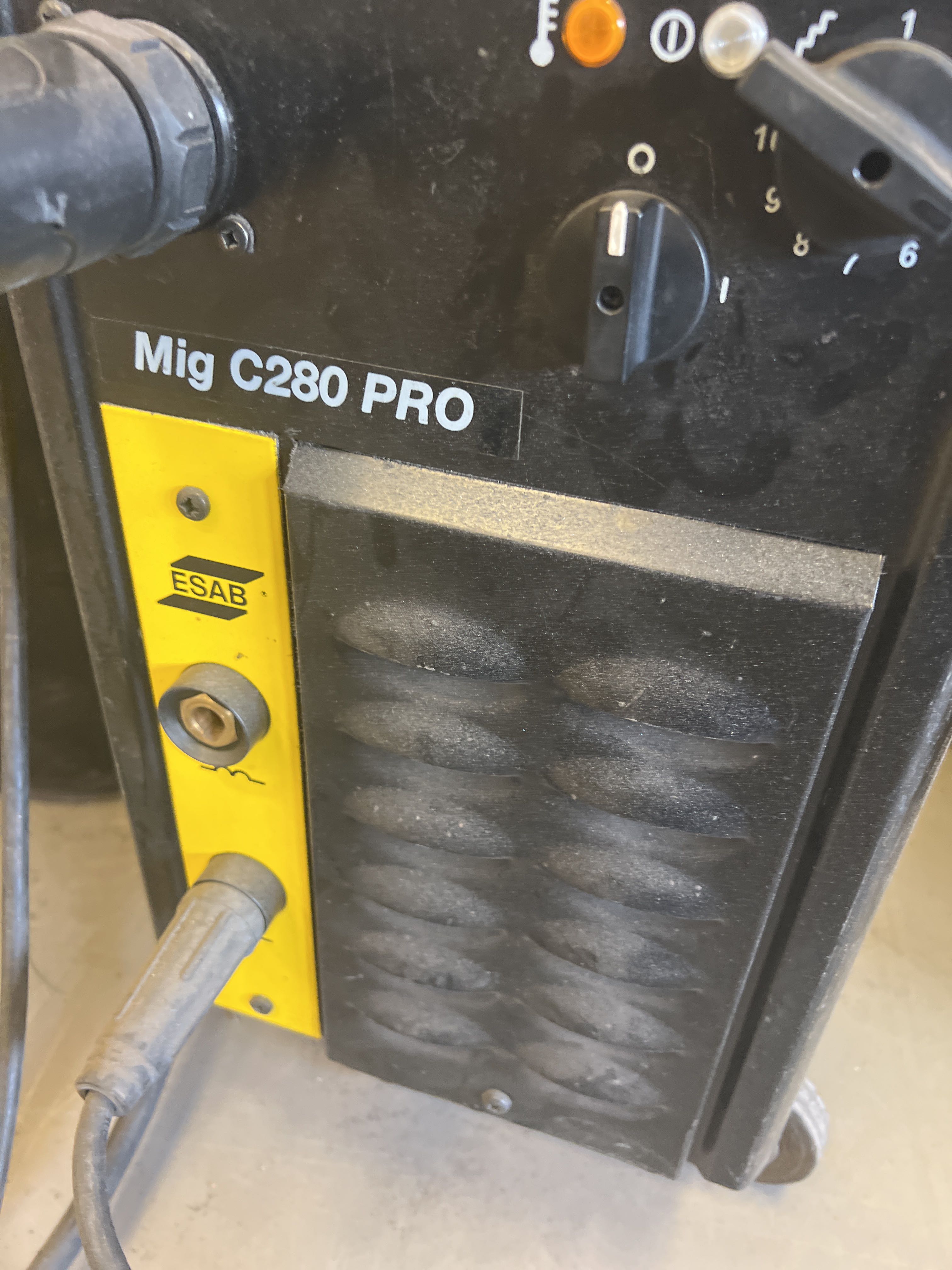Welding ESAB MIG C280 PRO - PS Auction - We value the future - Largest ...