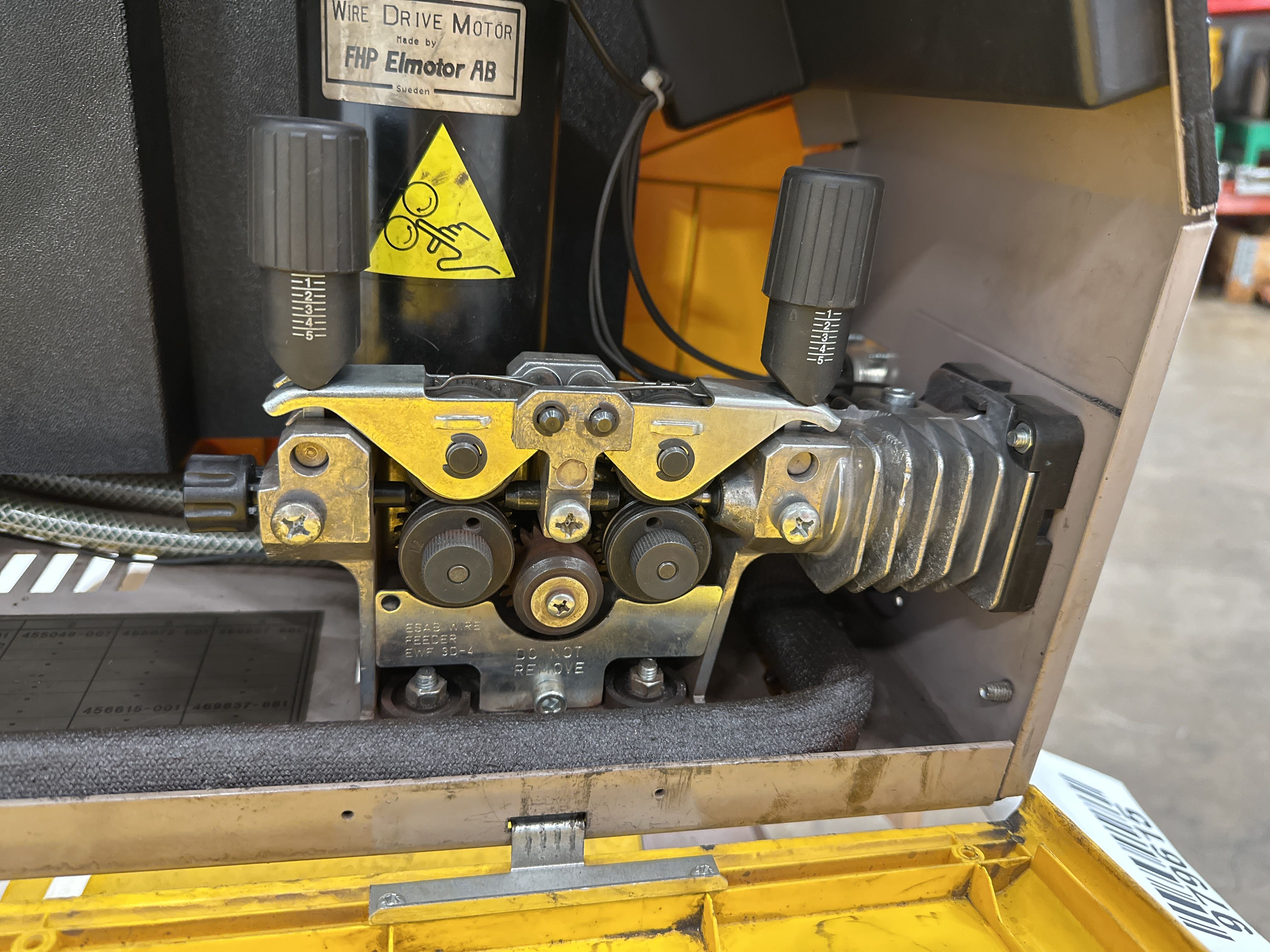 Tubular welding ESAB LAW 510W / MEK 4S - PS Auction - We value the ...