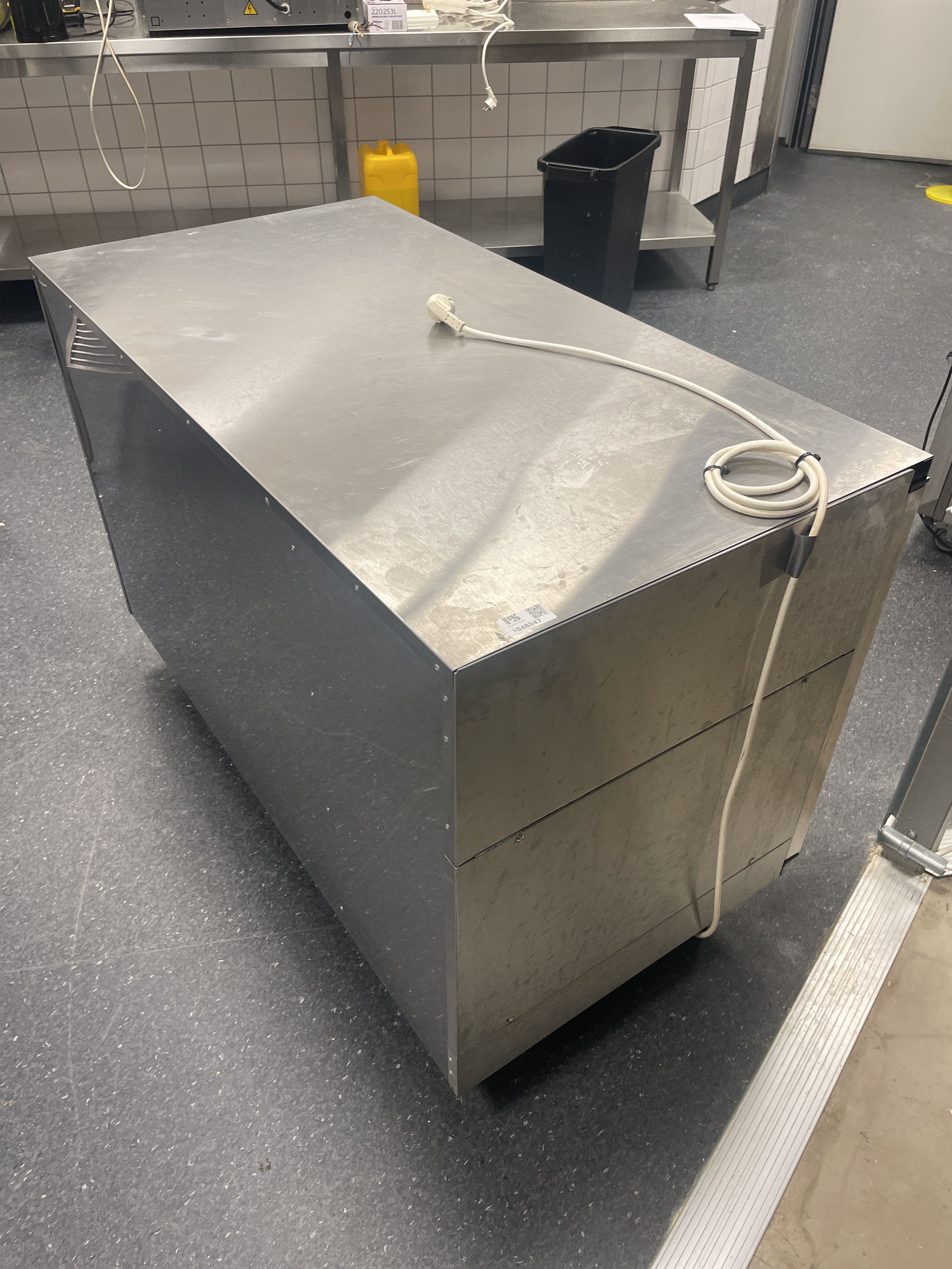 Cooling bench Haglund - PS Auction - We value the future - Largest in ...