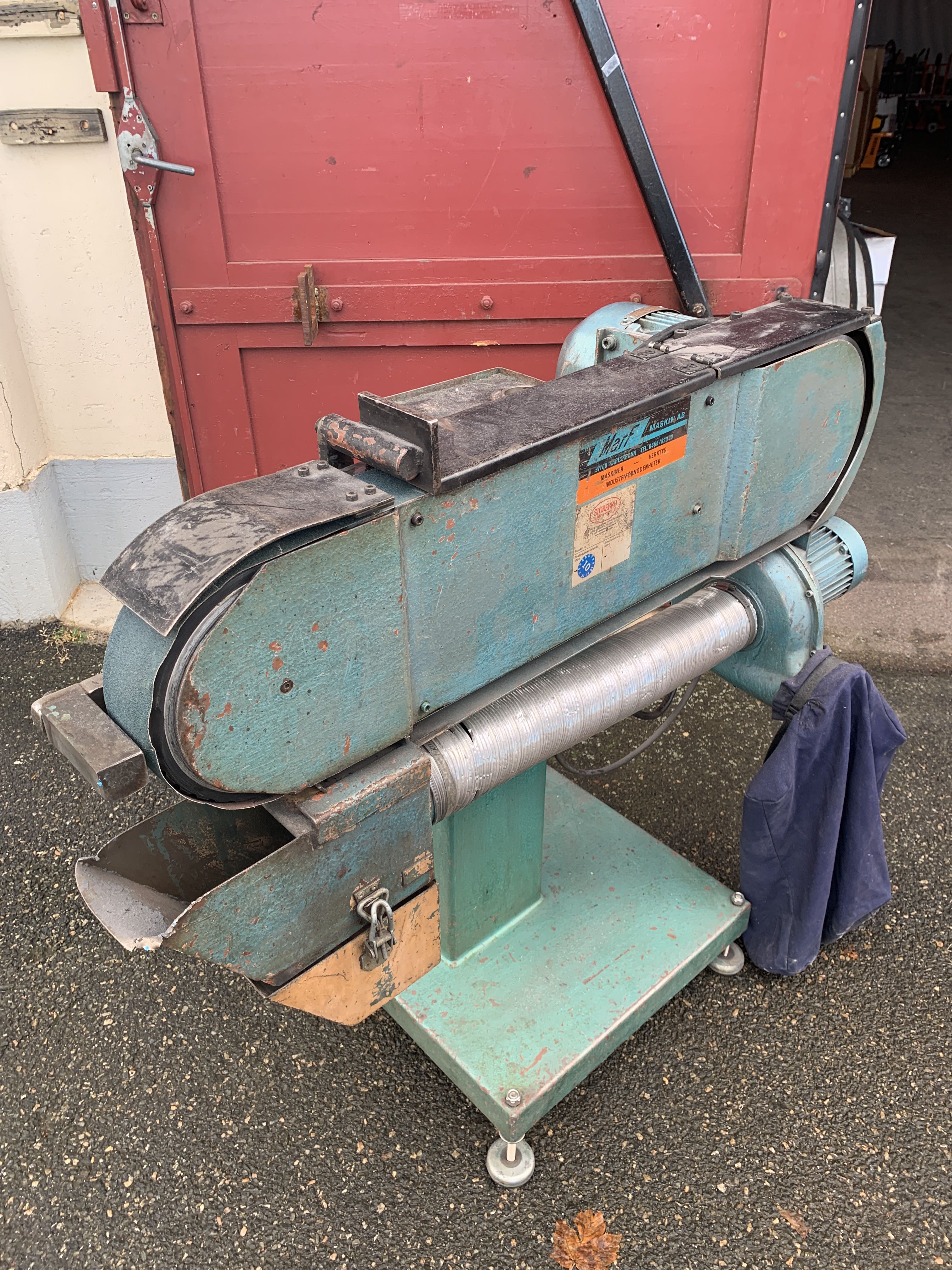 Belt sanding machine Sinjet Flexible S-75 - PS Auction - We value the ...
